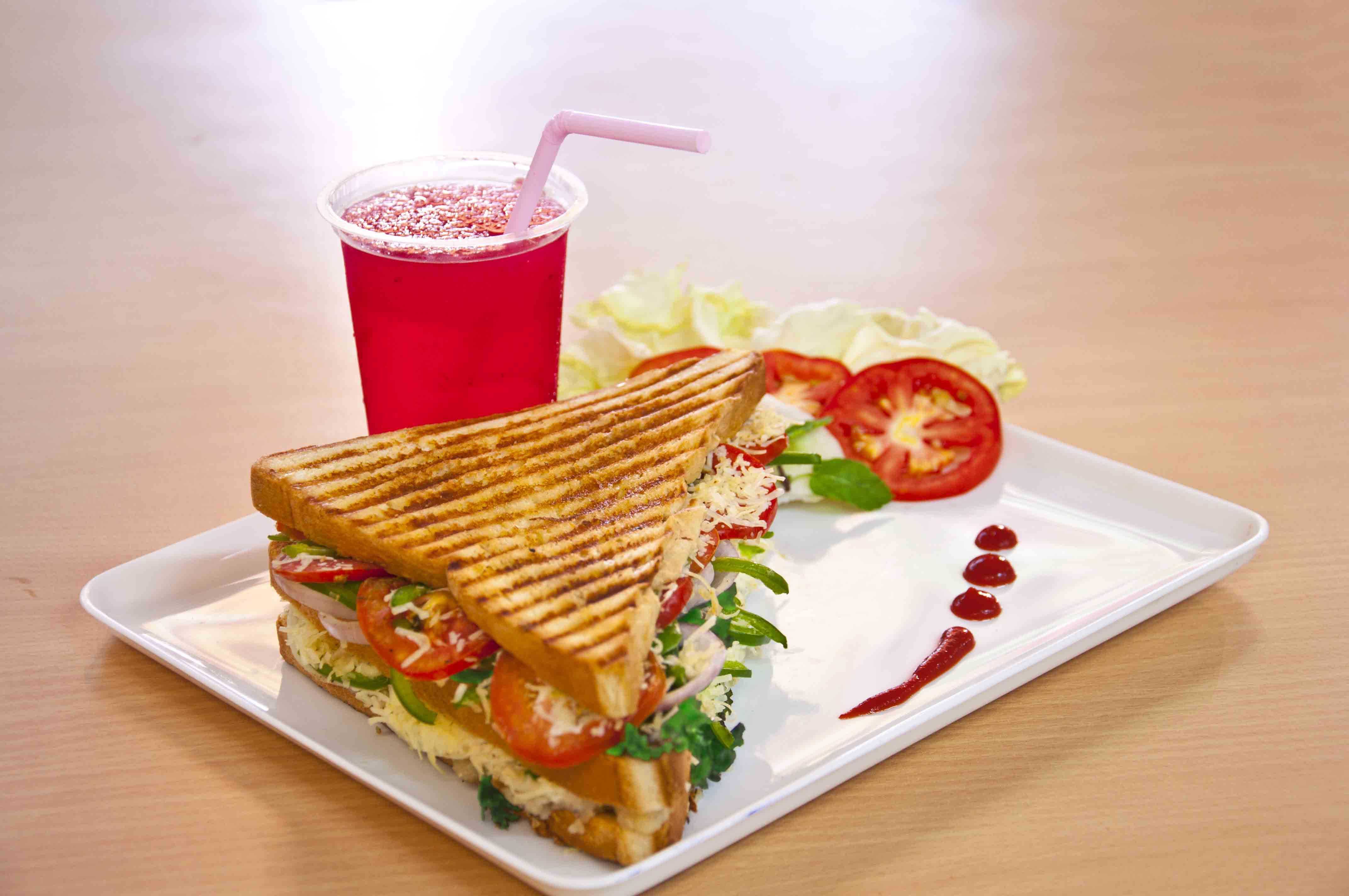 Mazzala, Khar order online - Zomato