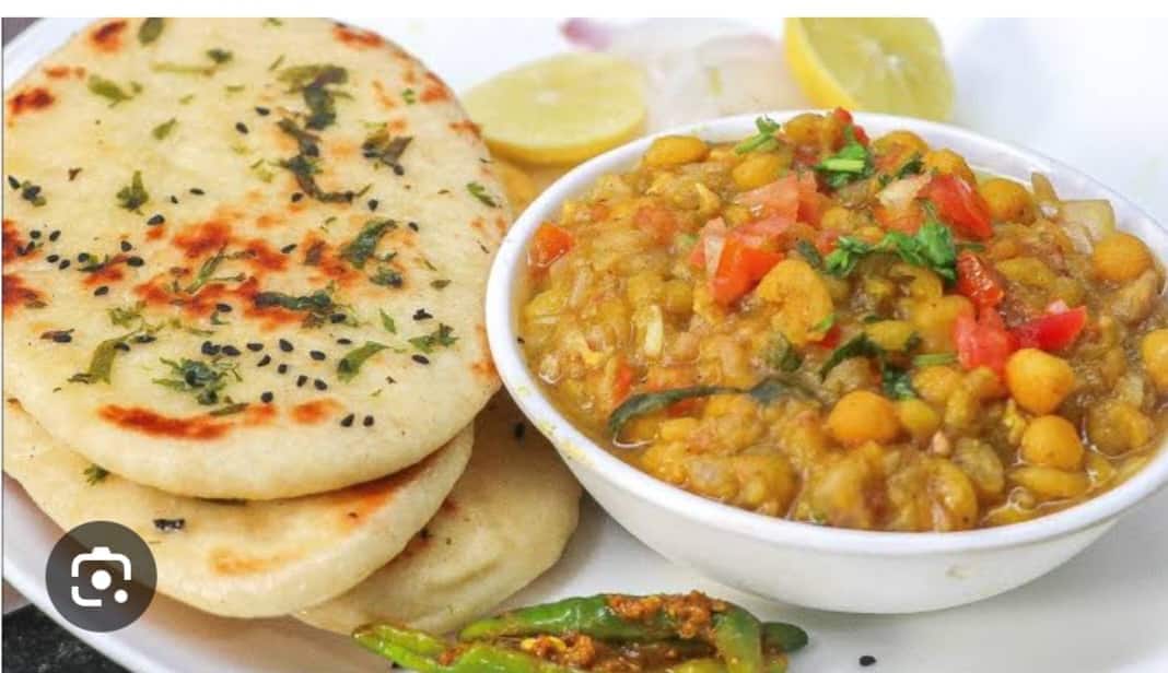 Multani Chacha Matar Kulcha Hut, Geeta Colony, New Delhi | Zomato
