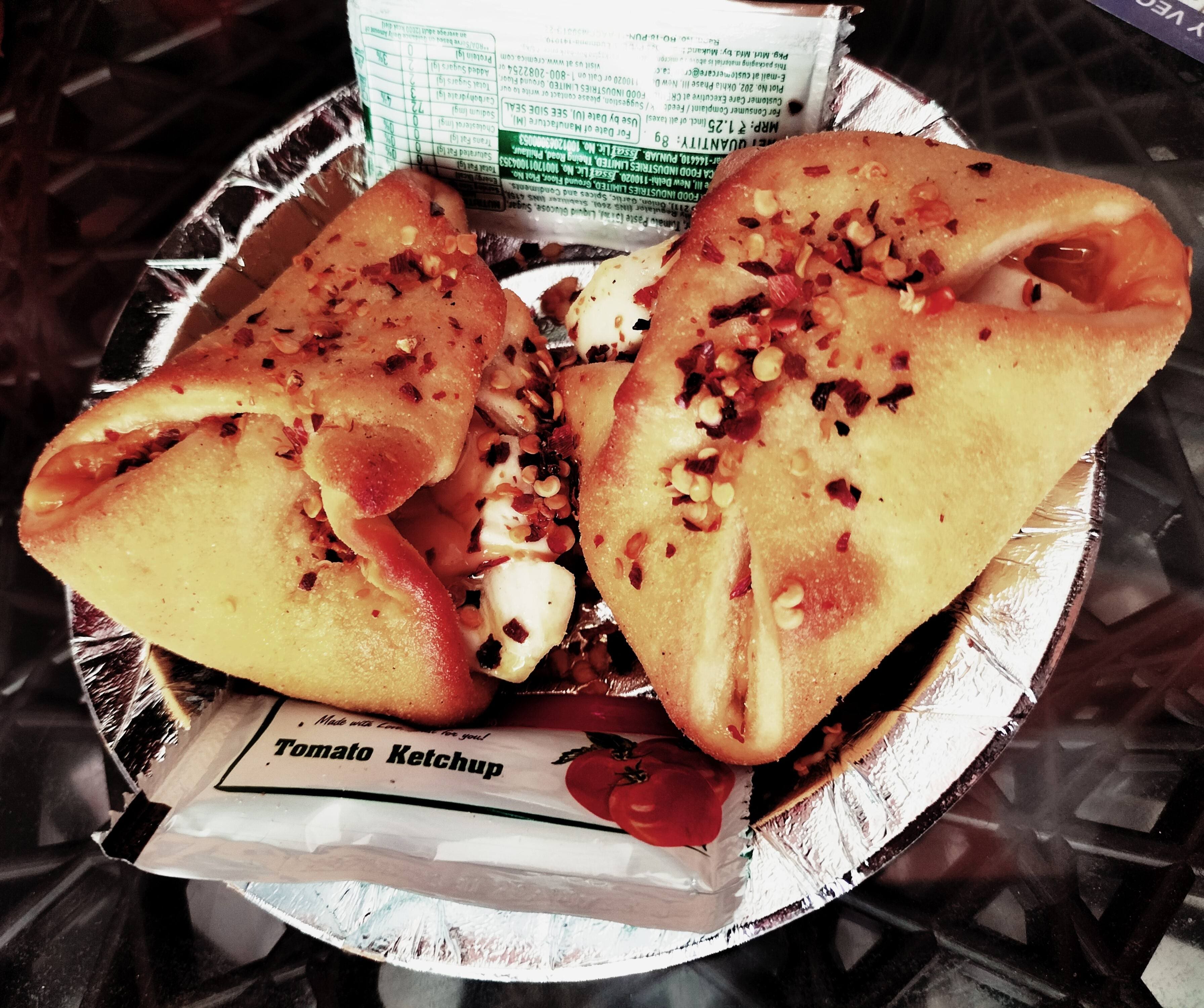 Divine Pizza Gallery, Durga Puri, New Delhi | Zomato