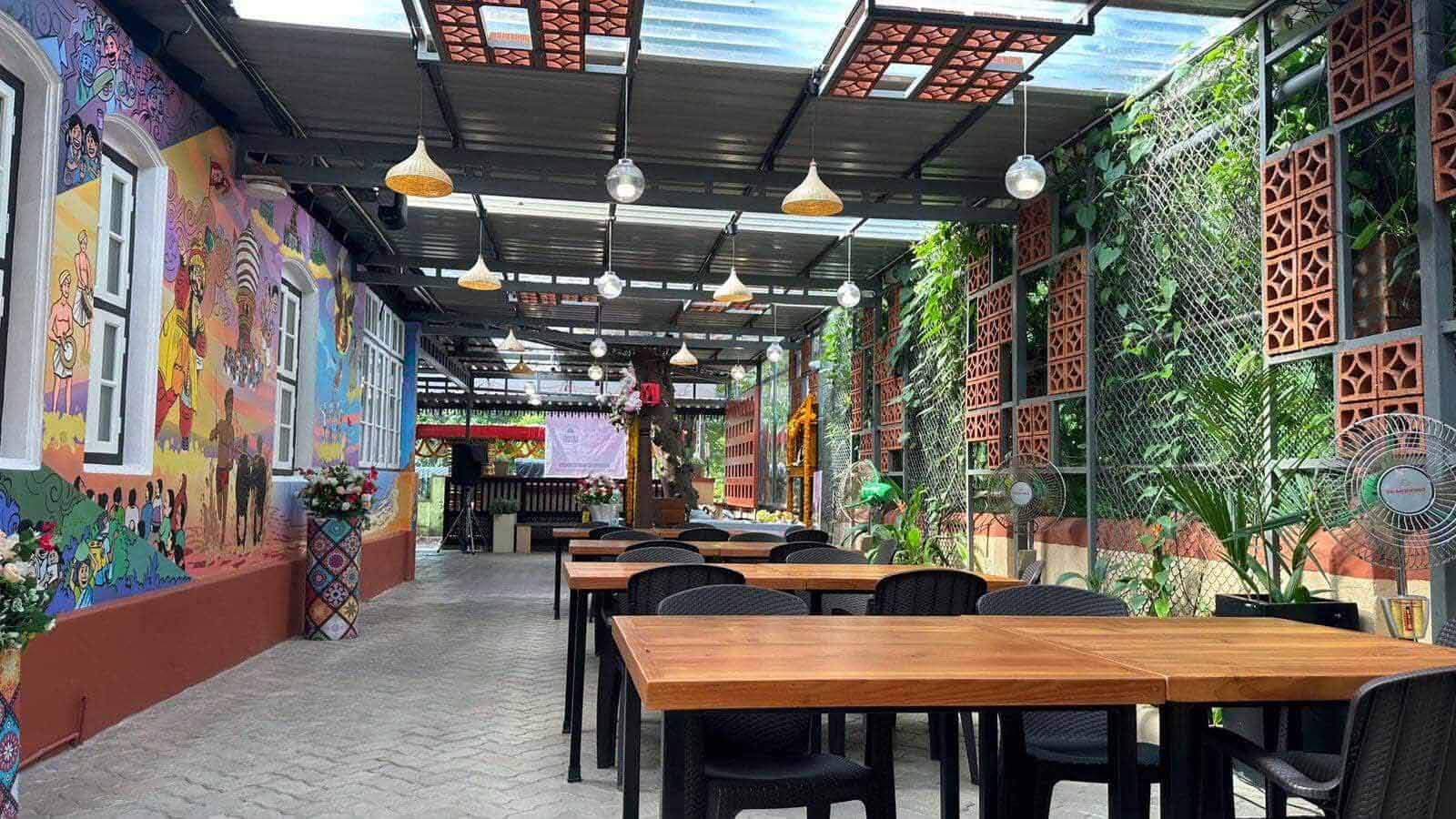 Cafe Gandhi Square, Lalbagh, Mangalore | Zomato