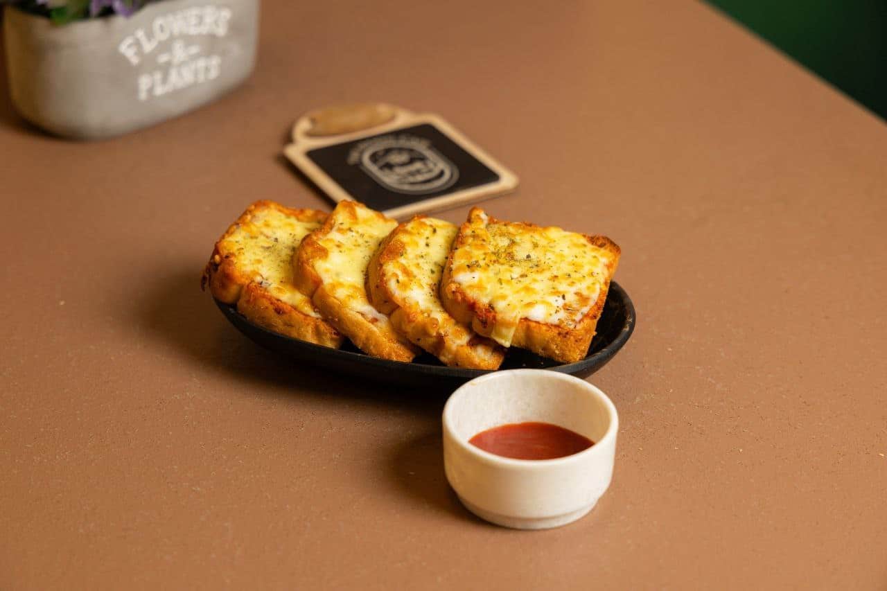 The Moon Cafe, Mota Varachha, Surat | Zomato
