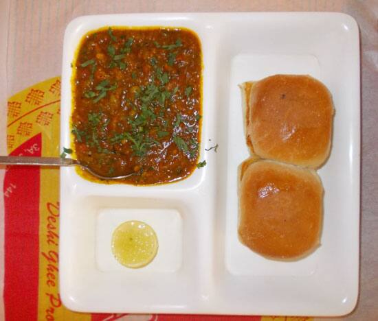 Tewari Brothers, Bara Bazar, Kolkata - Restaurant