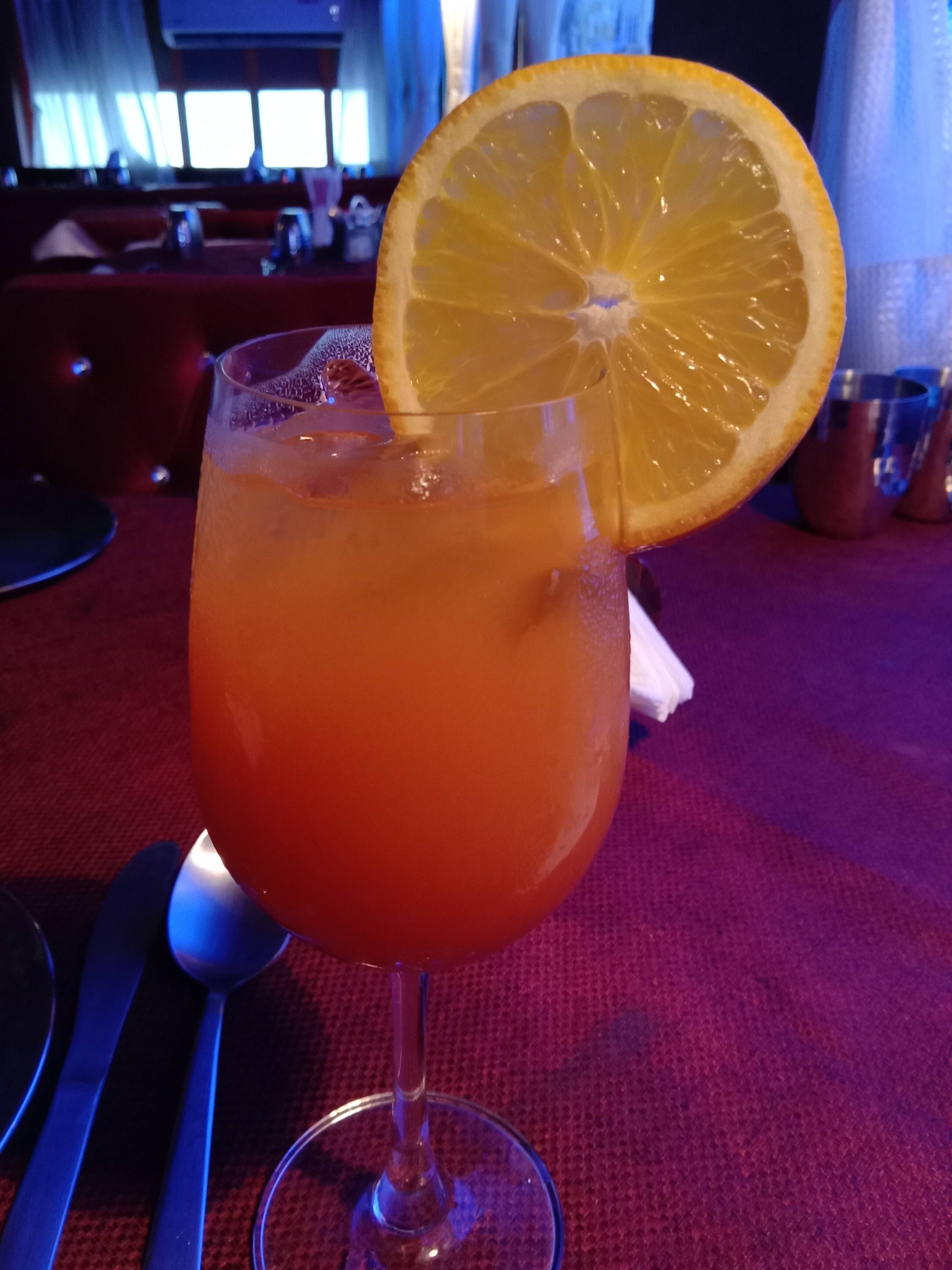 Local Stop, Chembur, Mumbai