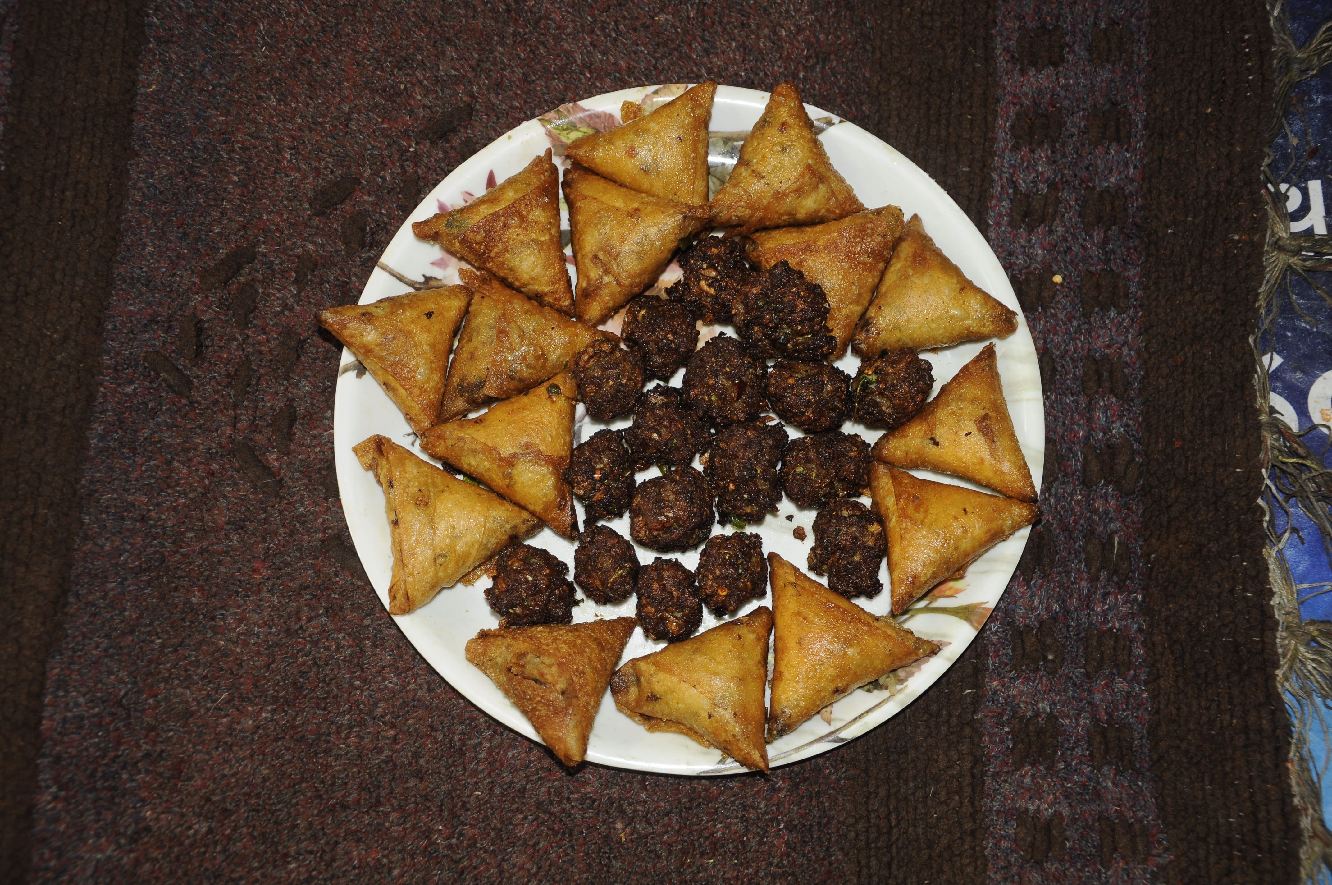 Bera Samosa Center, Bhadra, Ahmedabad | Zomato