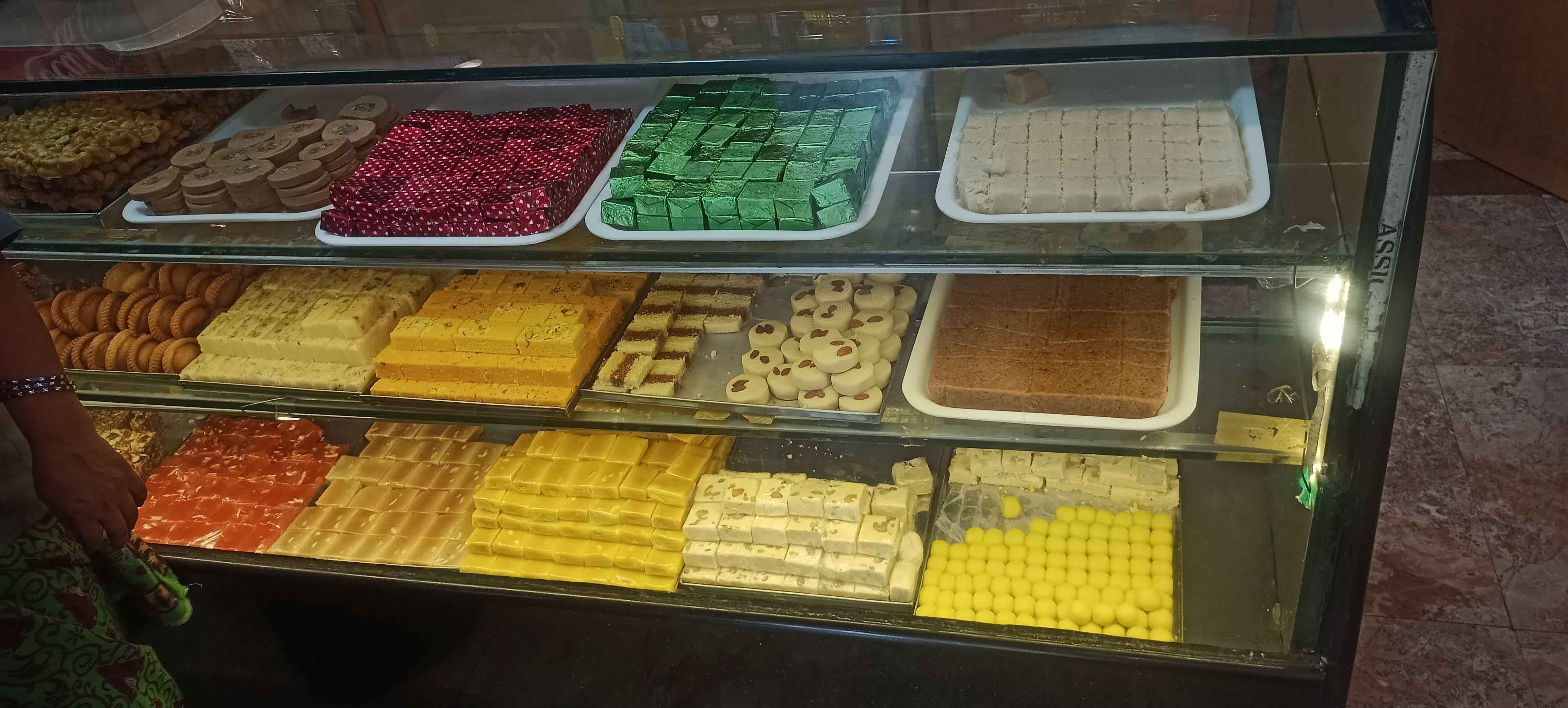 Sri Mahalakshmi Sweet India, Brodipet, Guntur | Zomato