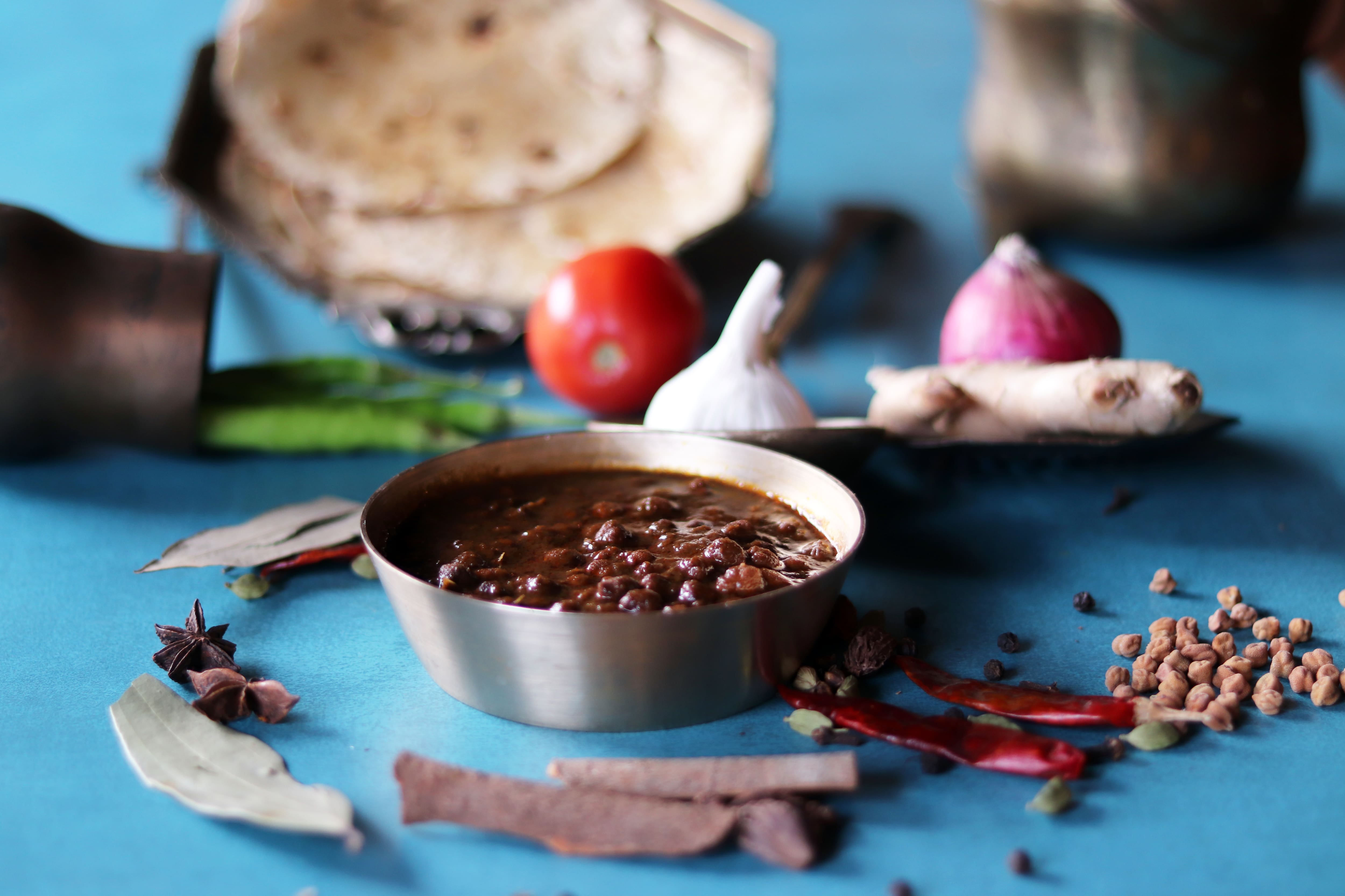 Punjabiyat - By Jassi De Parathe, Thaltej, Ahmedabad | Zomato