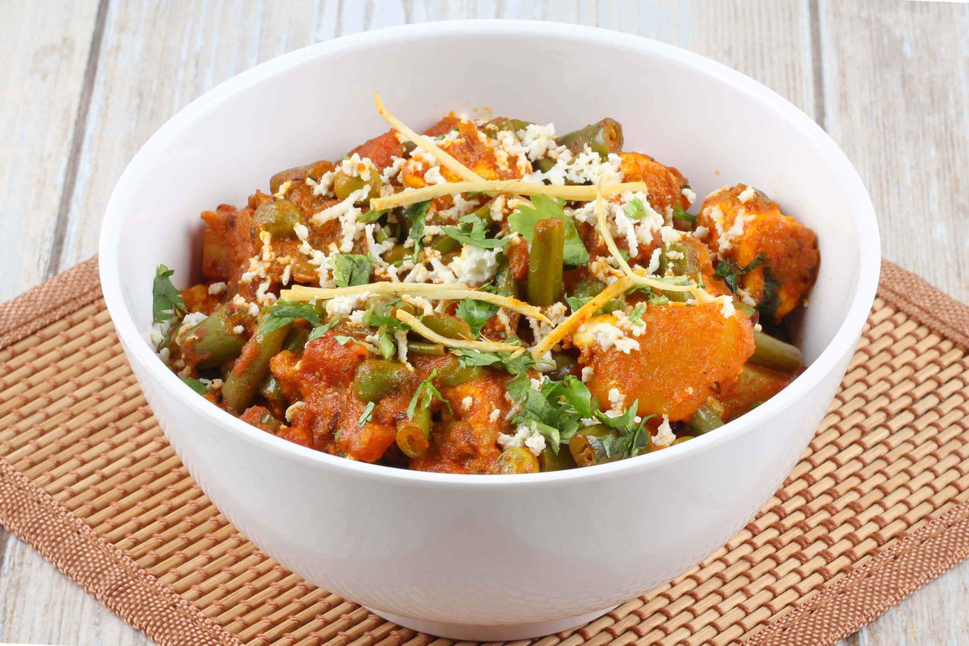 Menu of Gracias, Rama Mandi, Jalandhar