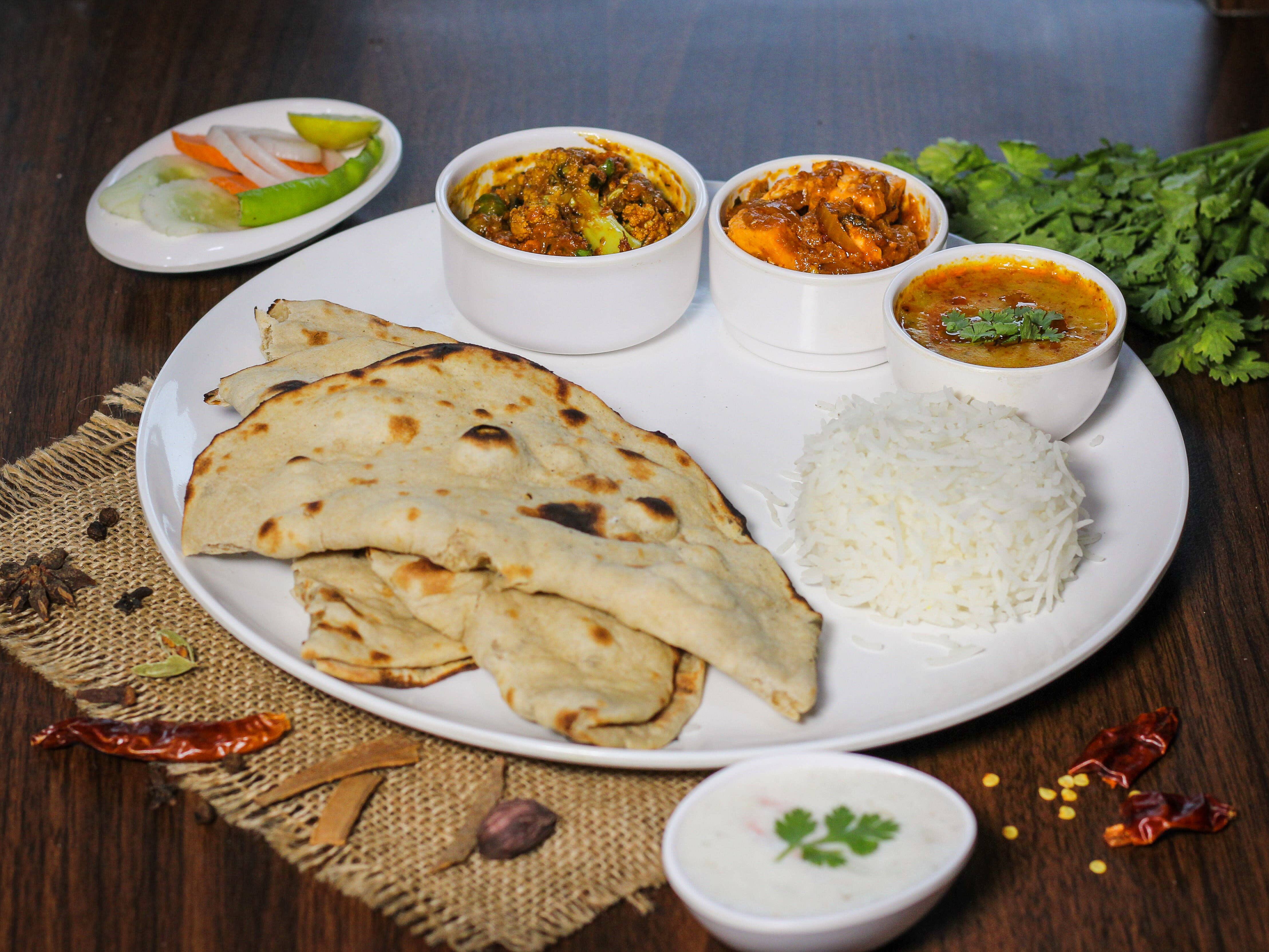 Delhi Kitchen, Old Palasia order online - Zomato