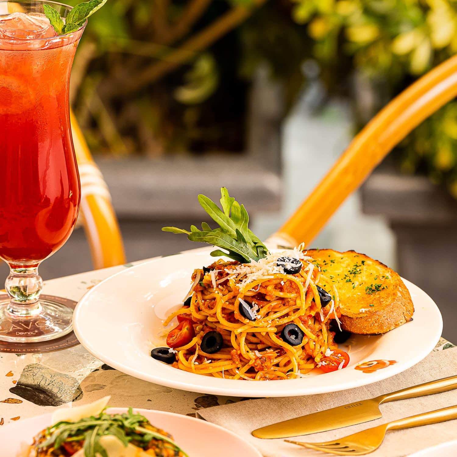 Bean & The Bear, Greater Kailash 3 (GK3), New Delhi | Zomato