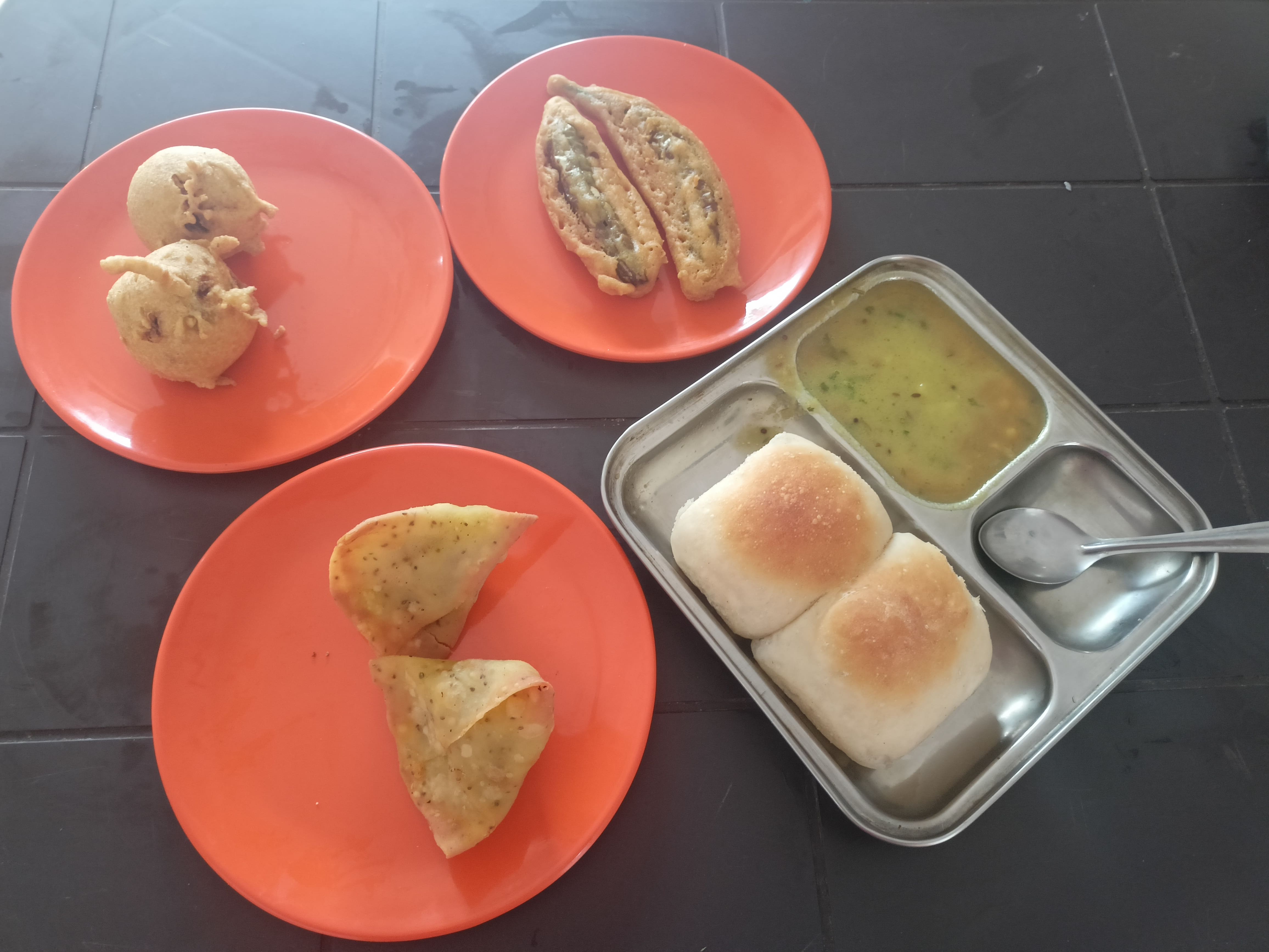 Radhakrishna Classic Tea & Coffee Cafe, Bambolim, Goa | Zomato