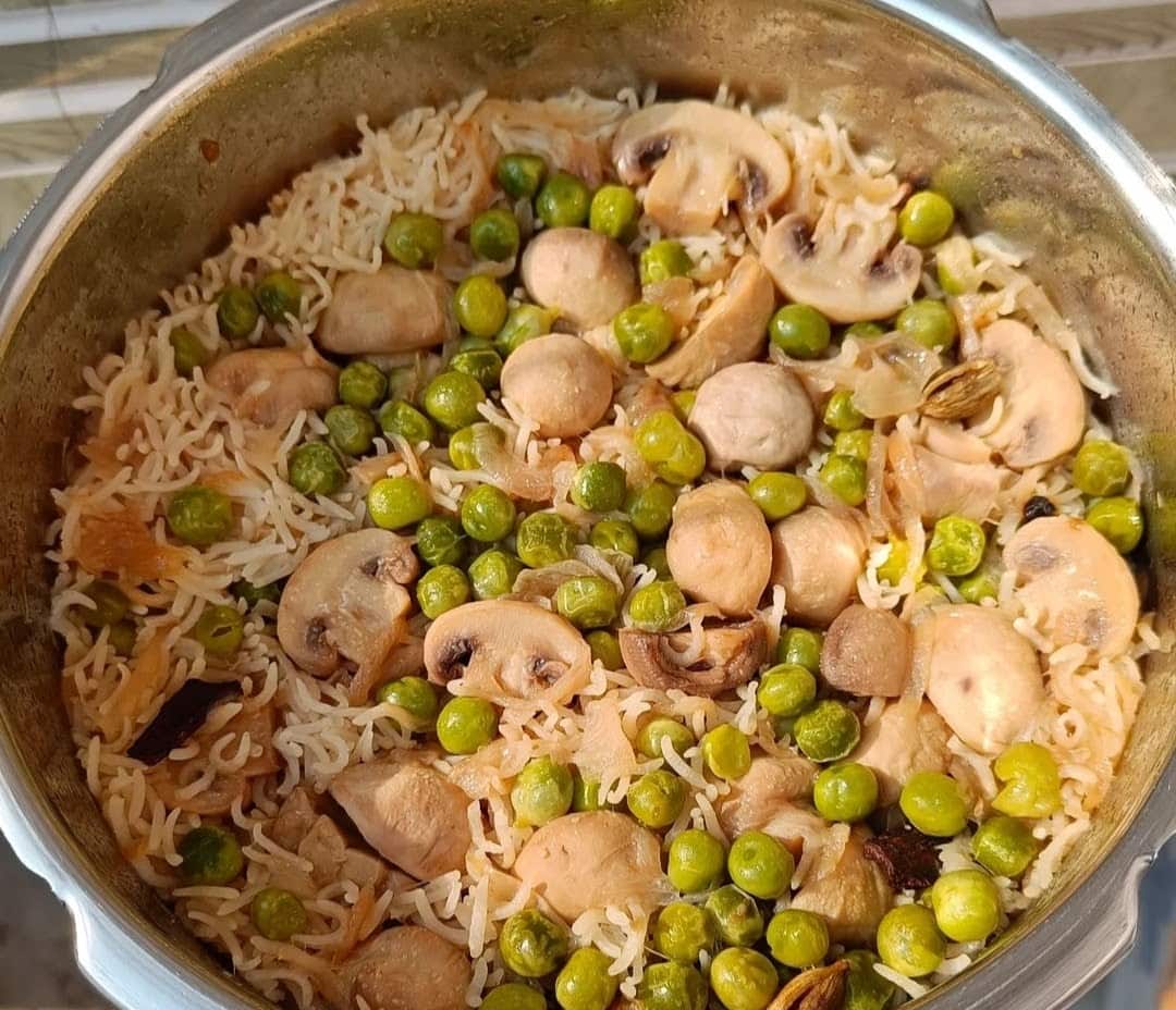 Mom Di Rasoi, Amrapali Dream Valley, Greater Noida | Zomato