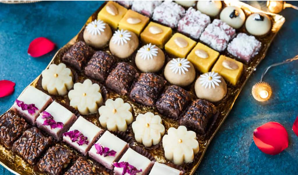 Bolas Sweets & Savouries, Nelamangala Locality order online - Zomato