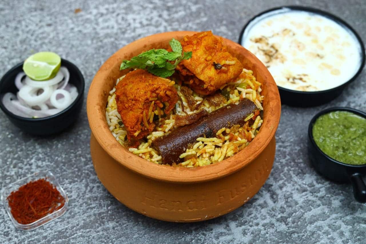 Bawarchi & Co Restaurant, Kumaraswamy Layout, Bangalore | Zomato