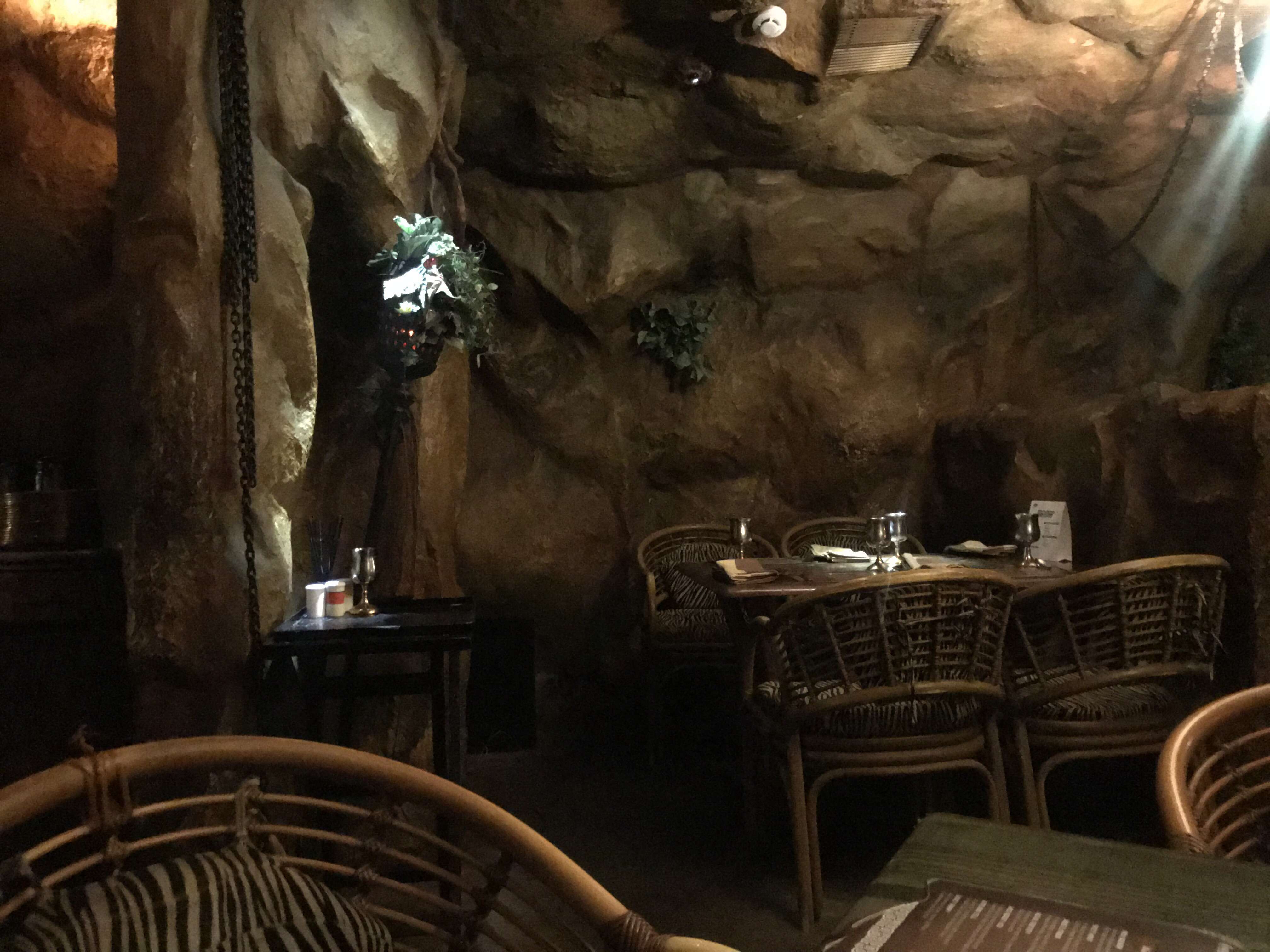 Ohri's Gufaa, Basheer Bagh, Hyderabad - Restaurant - Zomato