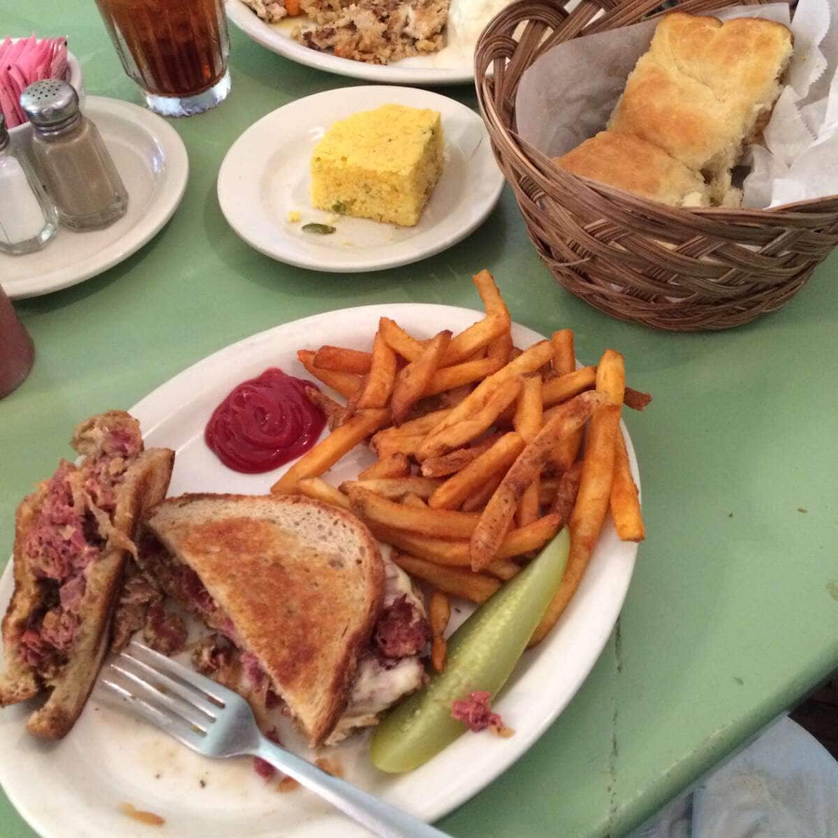 Williams Tavern Restaurant, Washington, Hope | Zomato