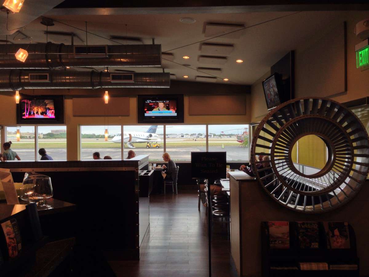 Jet Runway Cafe Photos, Pictures of Jet Runway Cafe, Fort Lauderdale ...
