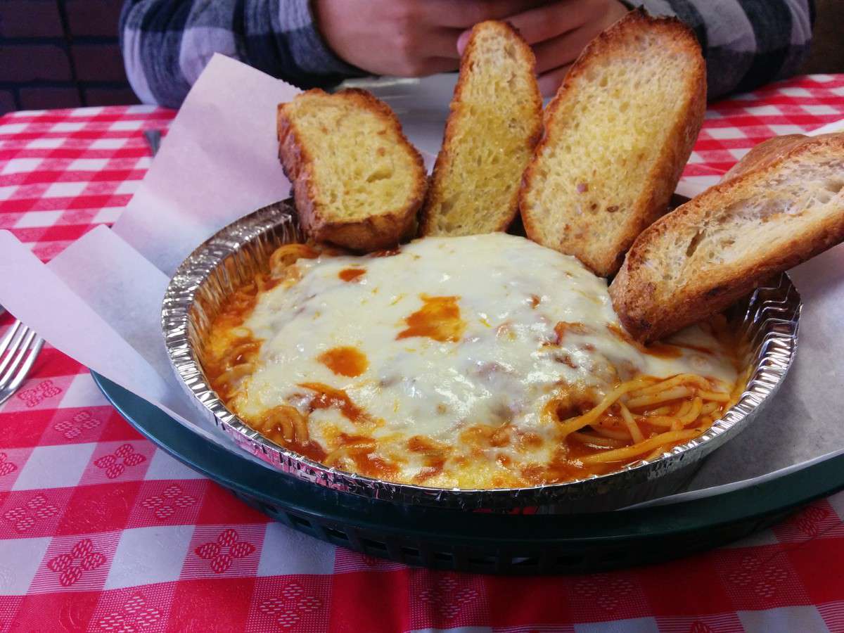 Fredi's "The Pizzaman" Photos, Pictures of Fredi's "The Pizzaman ...