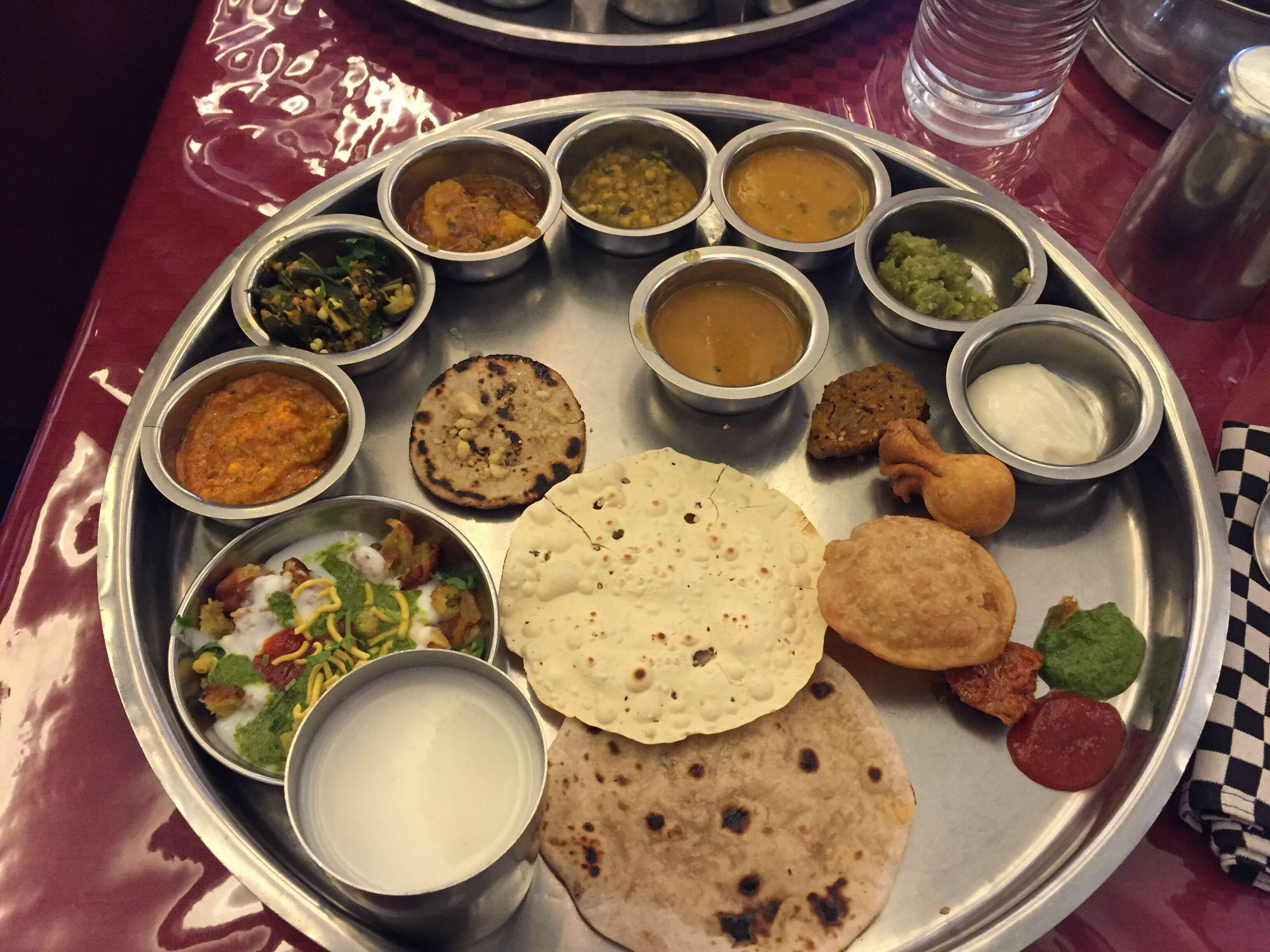 Kansar Gujarati Thali Photos, Pictures of Kansar Gujarati Thali ...