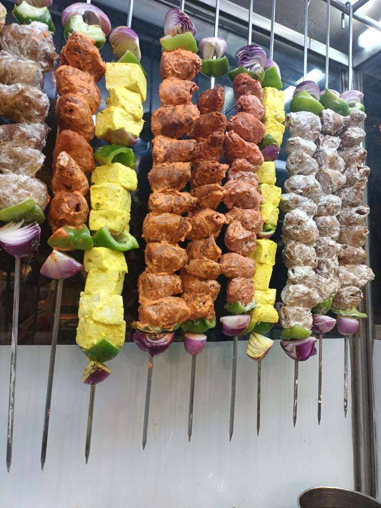 Photos of Delicious Momos And Chaap, Pictures of Delicious Momos And ...