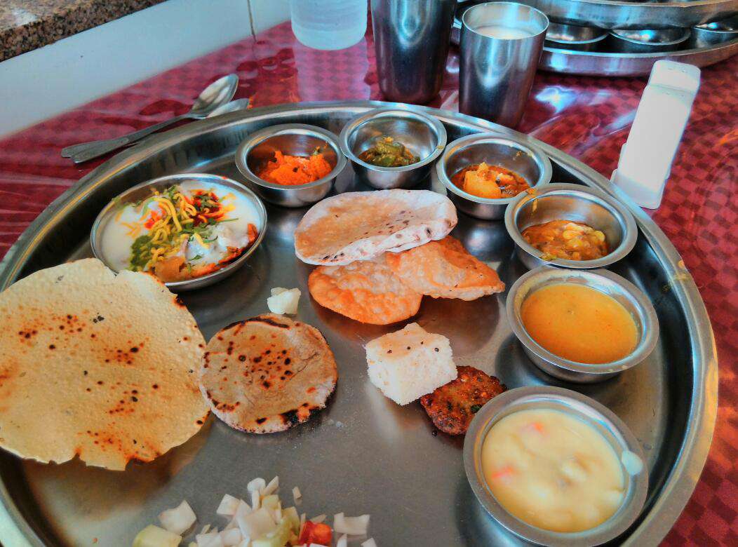 Kansar Gujarati Thali Photos, Pictures of Kansar Gujarati Thali ...