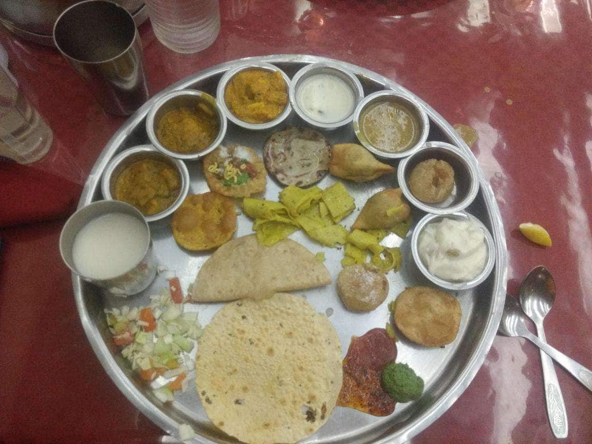 Kansar Gujarati Thali Photos, Pictures of Kansar Gujarati Thali ...