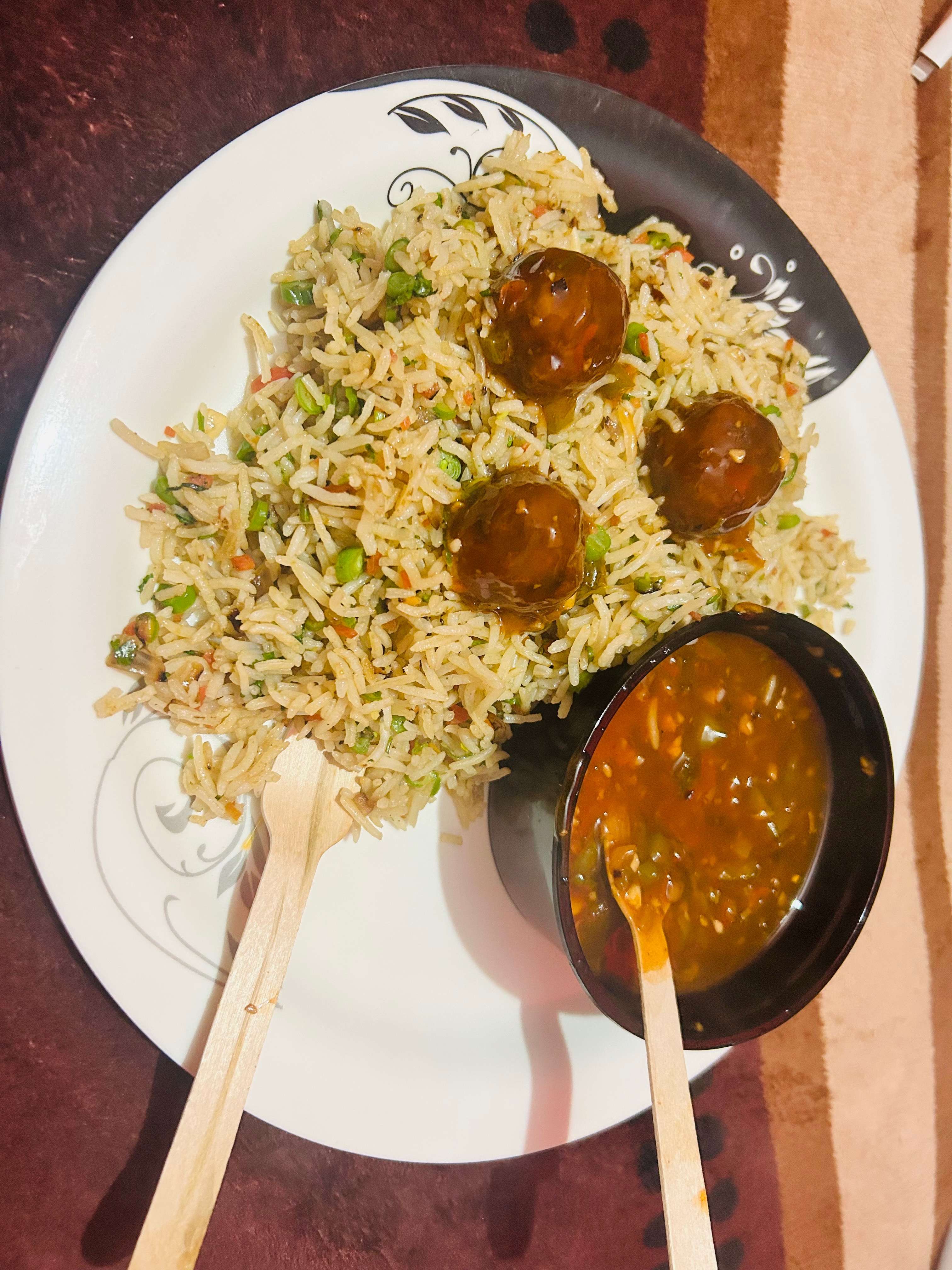 Book table and online reservation at Cafe High Street, Aliganj, Lucknow