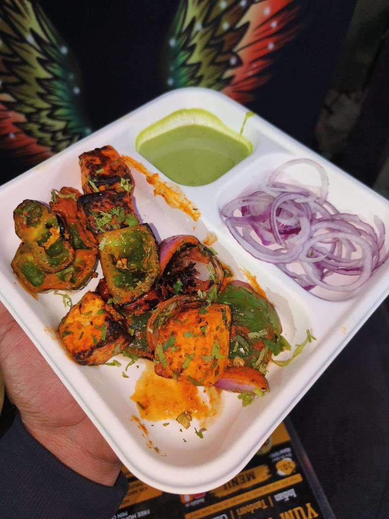 Yum Yum Yard, Pitampura, New Delhi | Zomato