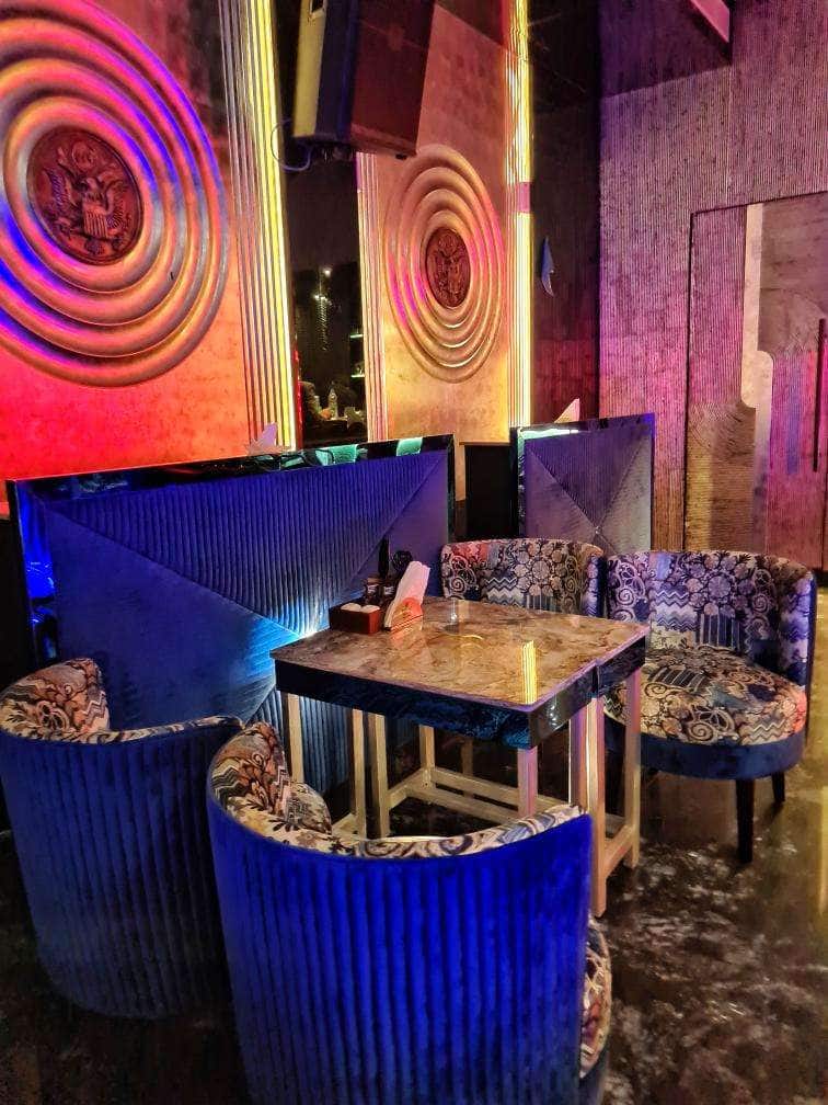 Book table and online reservation at 21 Plus Lounge, Park Street Area ...