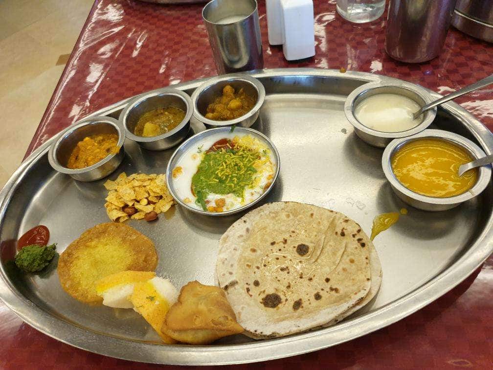 Kansar Gujarati Thali Photos, Pictures of Kansar Gujarati Thali ...