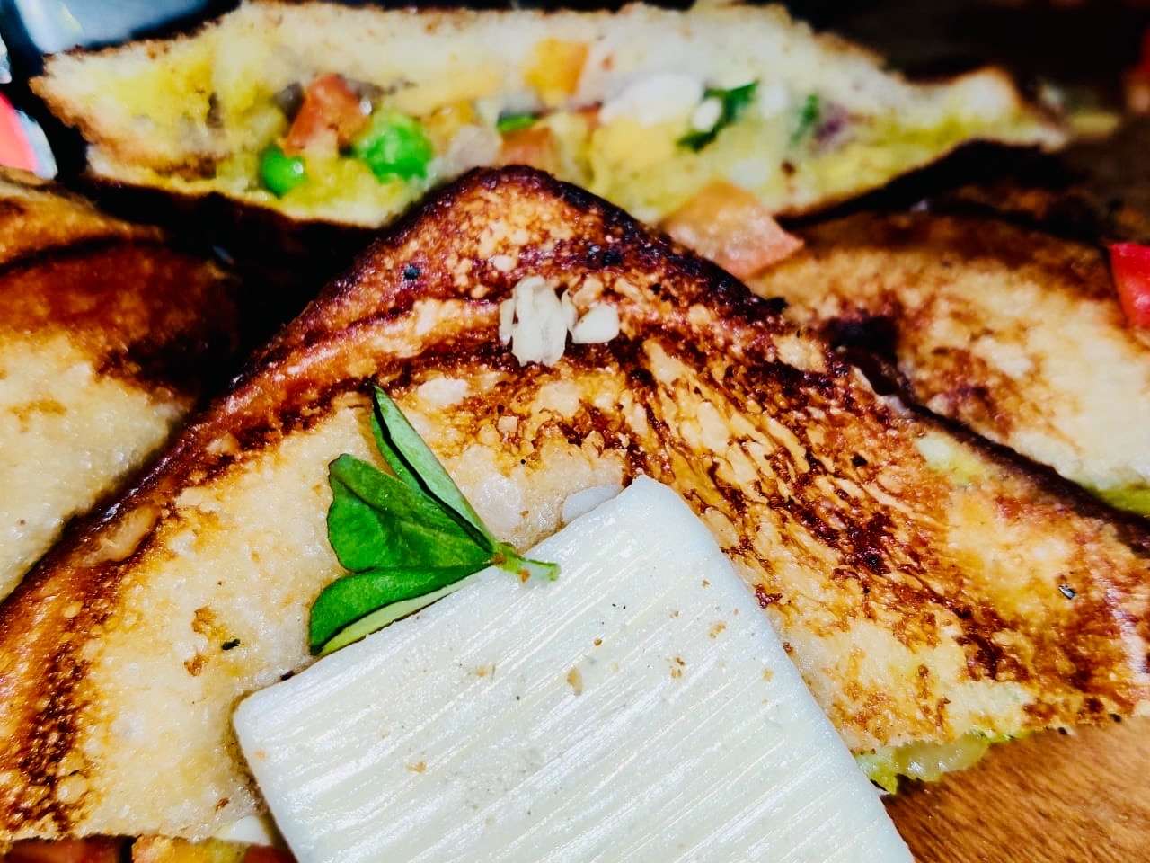 IRD - In Room Dining, DLF Phase 3 order online - Zomato