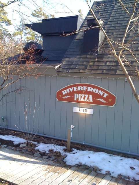 Riverfront Pizza, Glen Arbor, Traverse City | Zomato