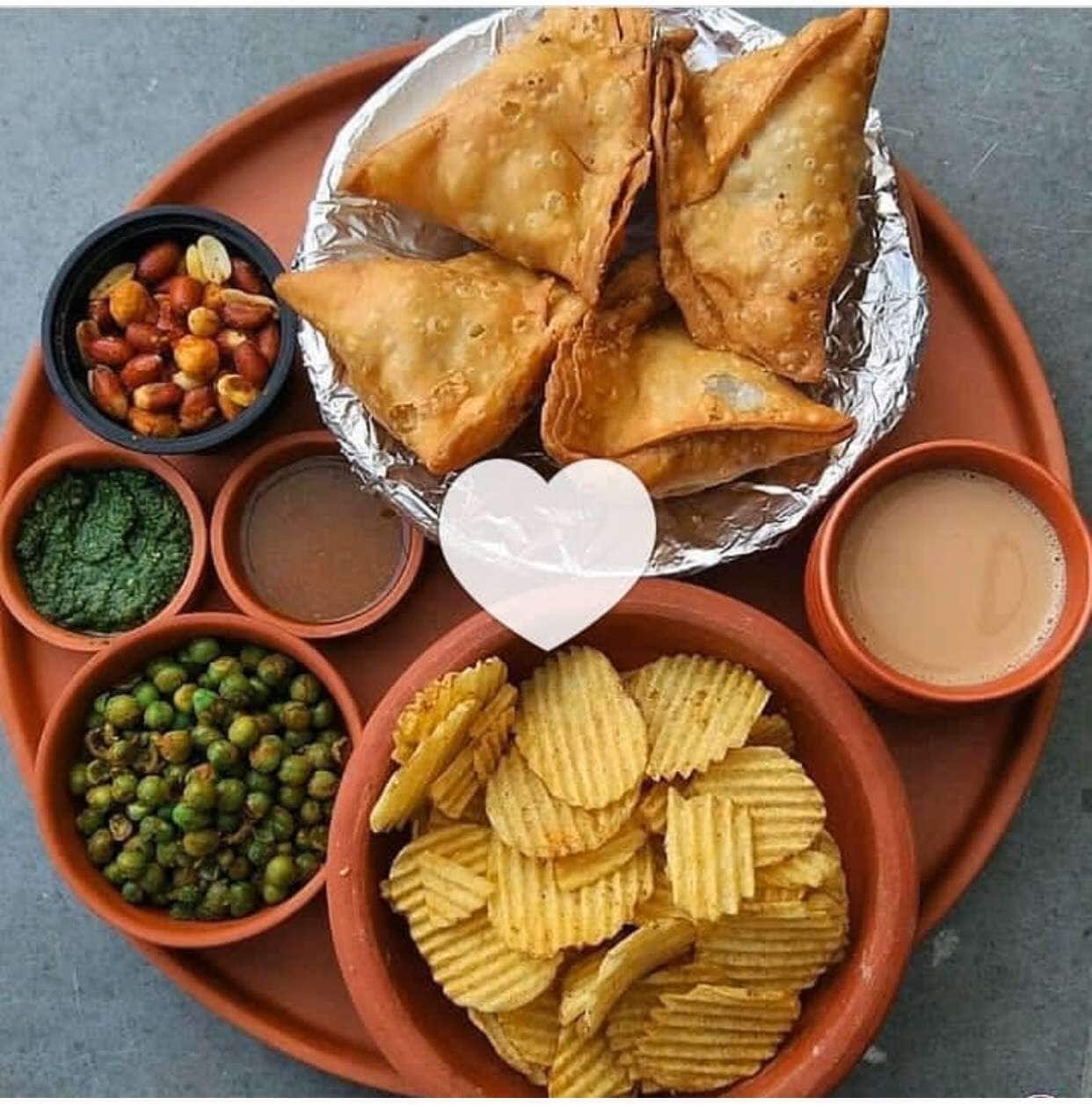 Maitri Snacks Corner, Parel, Mumbai | Zomato