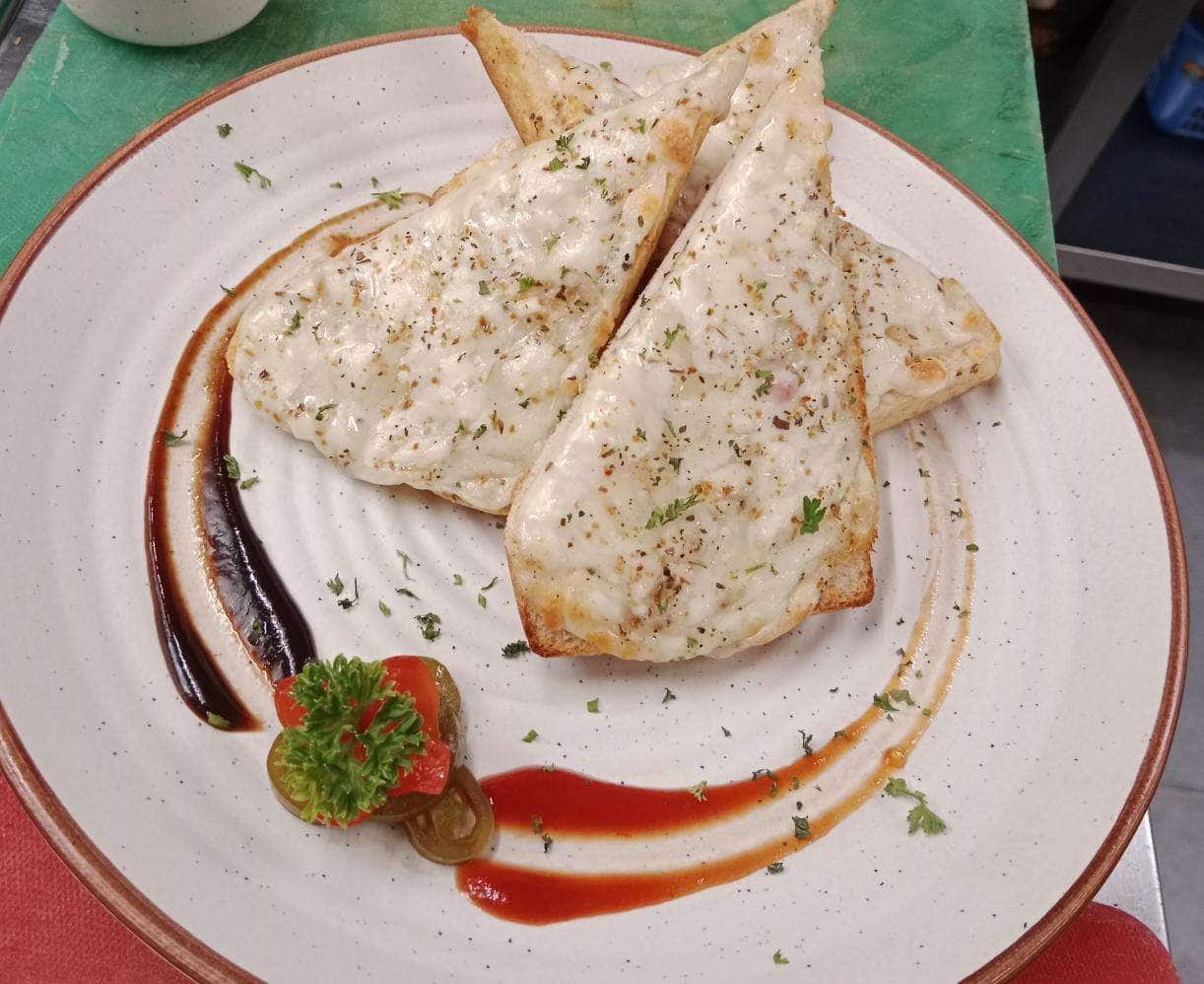 Chai Ki Tapri, Model Town 3 order online - Zomato