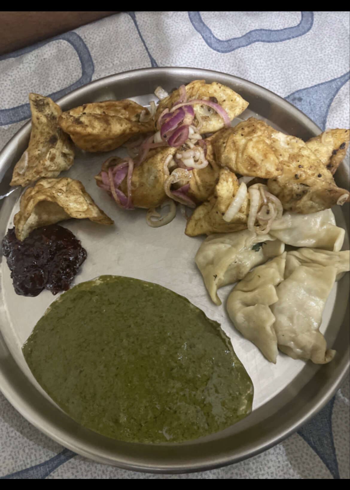 Momo Box Express, Dhanori order online - Zomato