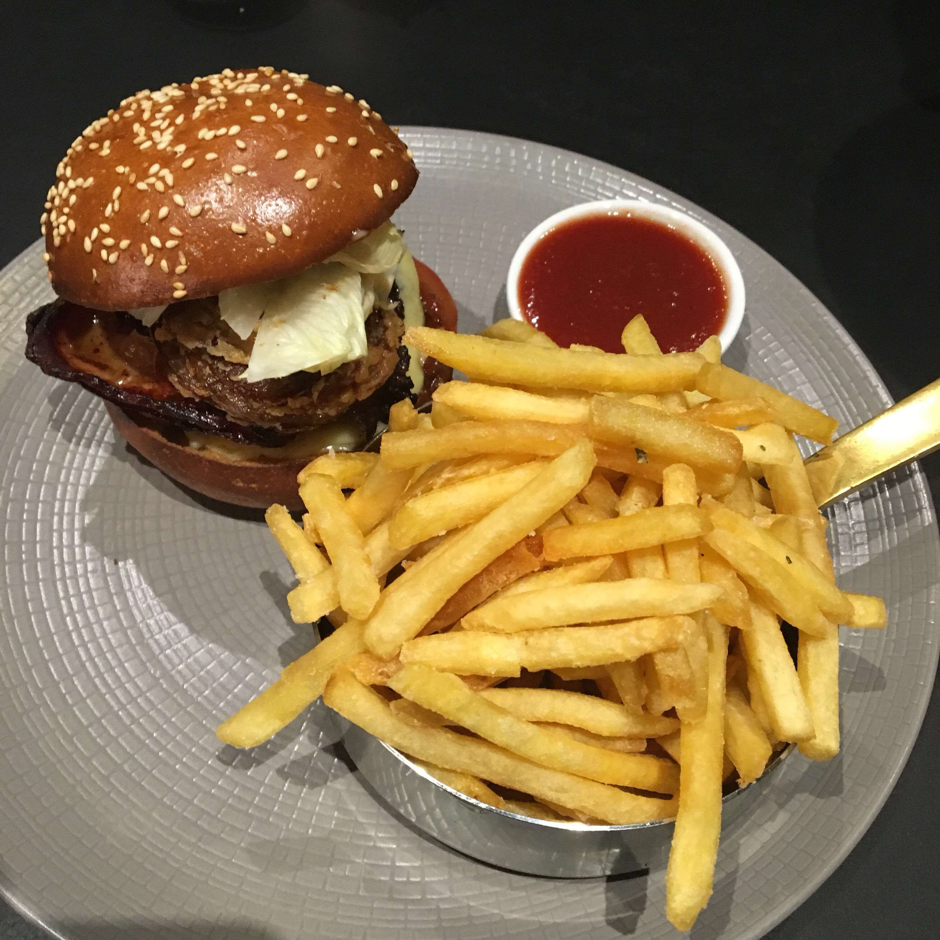 Lo Lounge - Ovolo Hotel, Woolloomooloo, Sydney