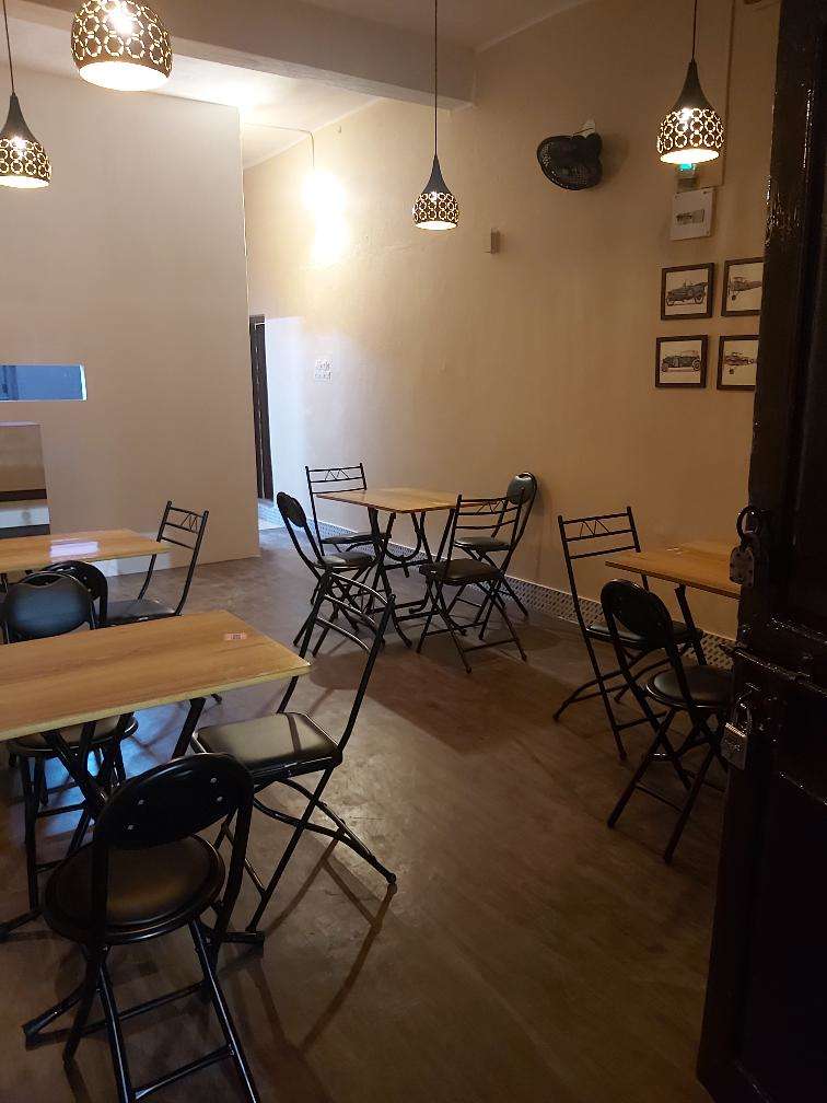 Munch Box Express Cafe, Garia order online - Zomato