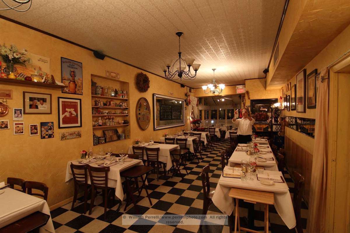 menu-of-le-petit-cafe-branford-new-haven