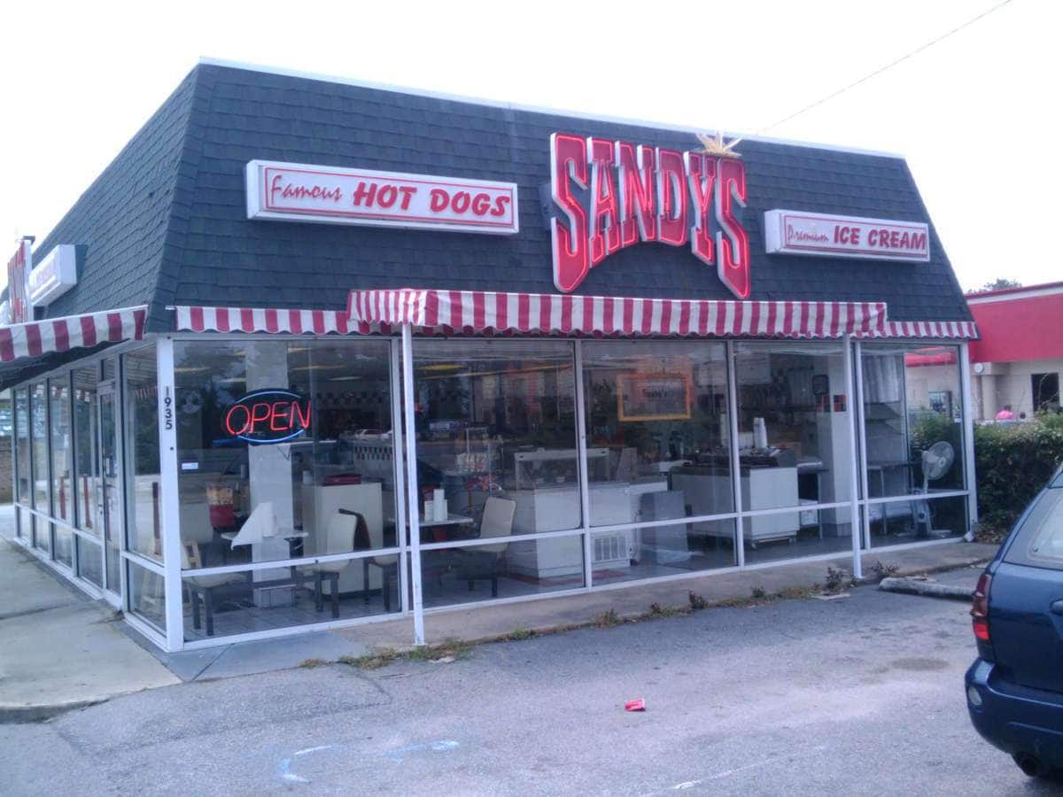 Sandy's Famous Hot Dogs, Columbia, Columbia | Zomato