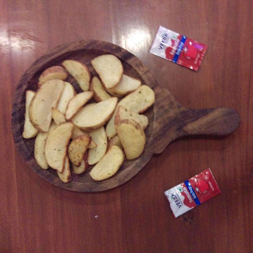 Menu of Cremeux Pizza And Bakery Cafe, Vasco, Goa