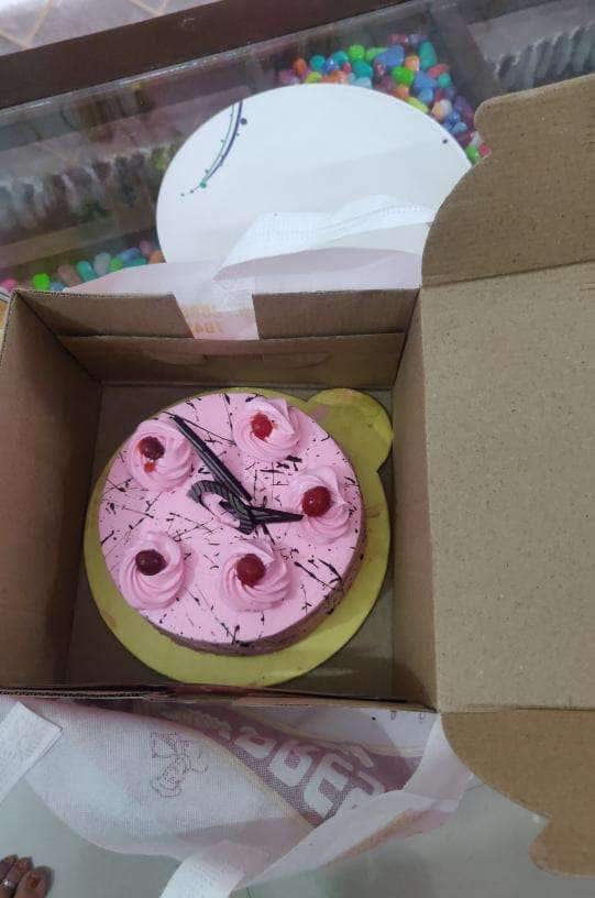 Hola Cakes, Sector 13 order online - Zomato