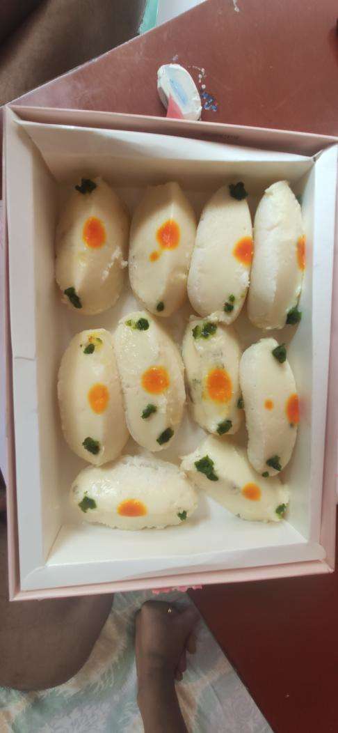 Hira Sweets, Laxmi Nagar order online - Zomato