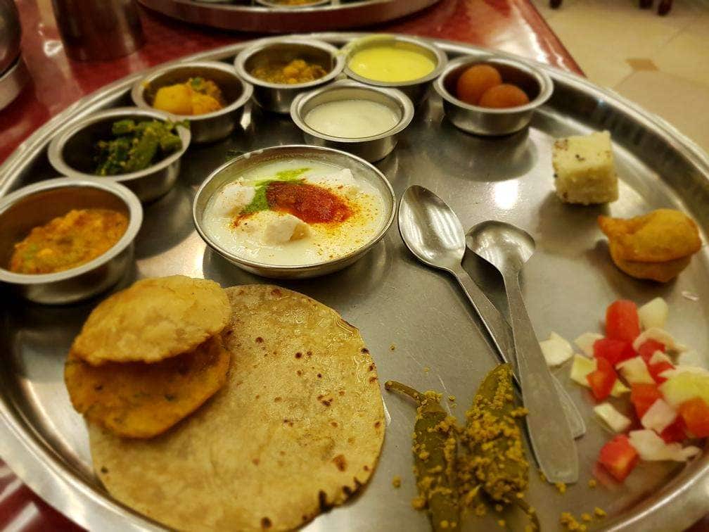 Kansar Gujarati Thali Photos, Pictures of Kansar Gujarati Thali ...