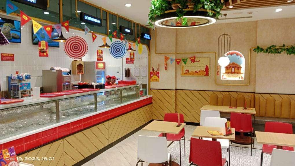 Haldiram's Restaurant, Vapi Locality, Vapi | Zomato