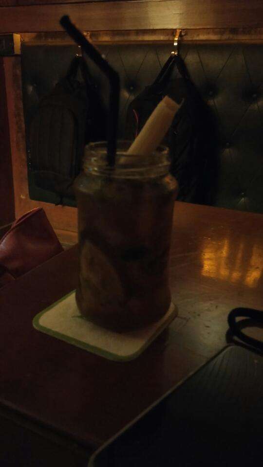 Woodside Inn Photos, Pictures of Woodside Inn, Colaba, Mumbai - Zomato