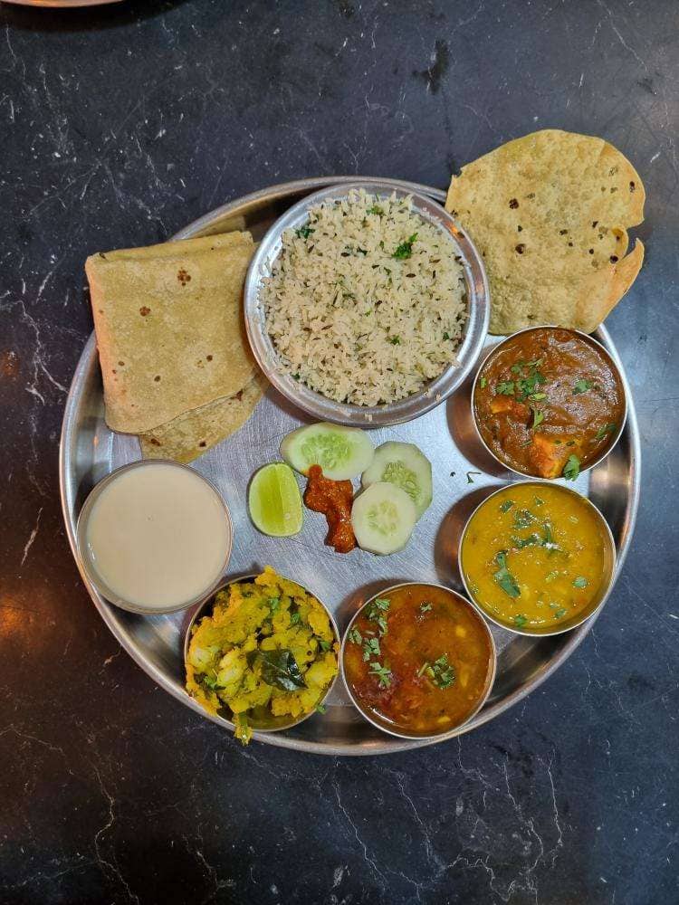 Maai Restaurant, Byculla, Mumbai | Zomato