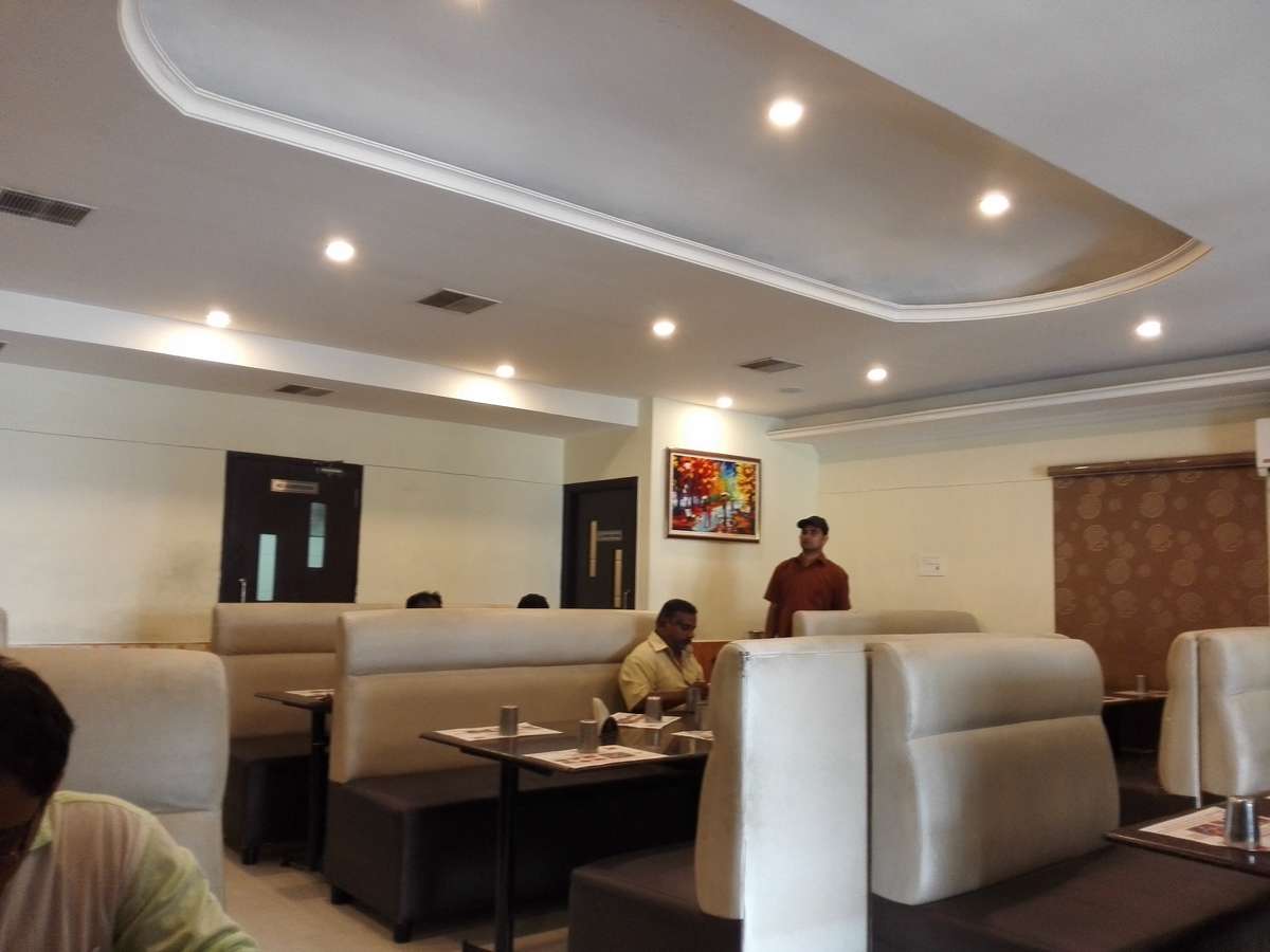 Ponnusamy Hotels, Sholinganallur, Chennai - Restaurant - Zomato
