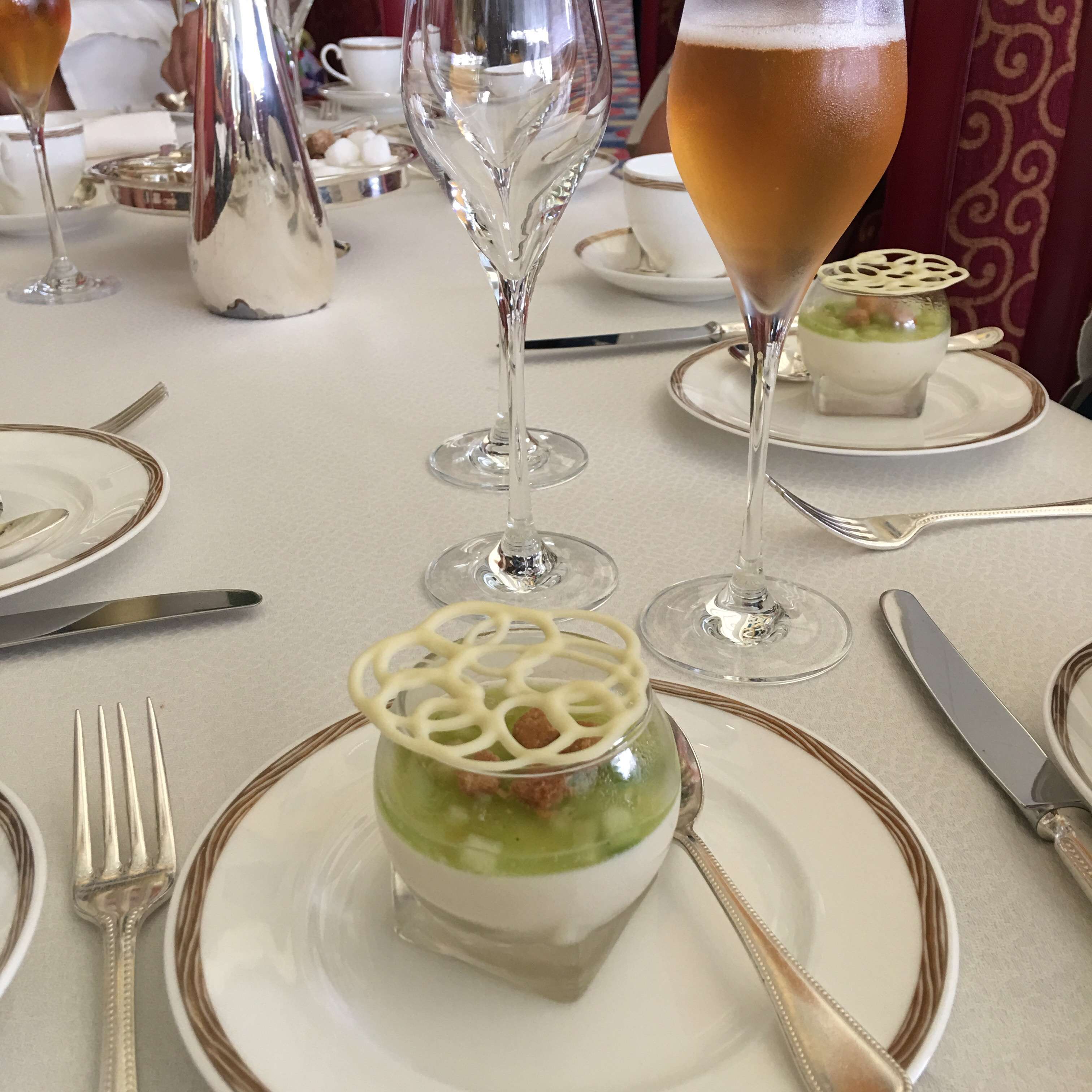 Sahn Eddar - Burj Al Arab Photos, Pictures of Sahn Eddar - Burj Al Arab ...