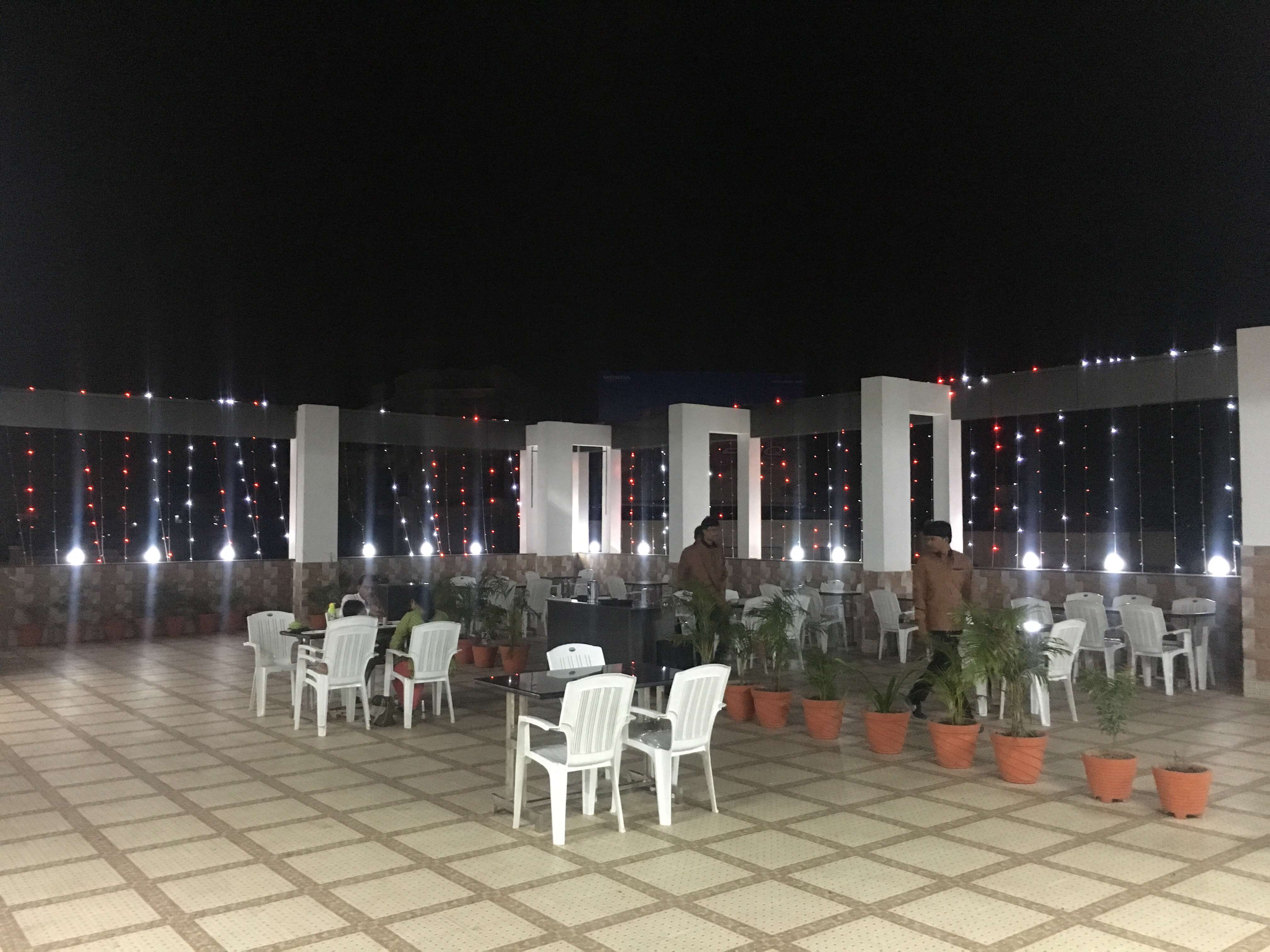 Palkhi Roof Top Veg Restaurant, Gadia Vihar, Aurangabad | Zomato