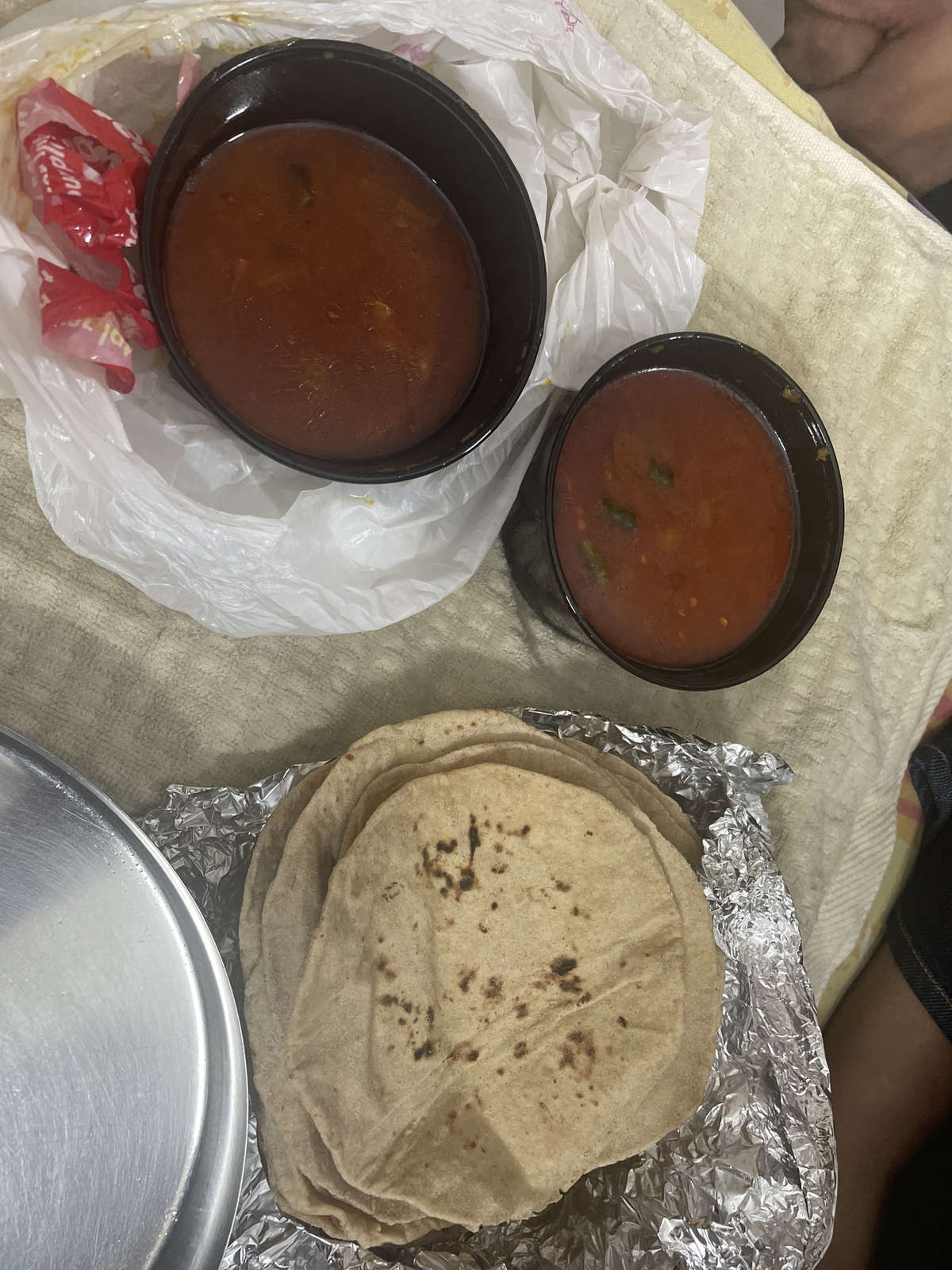 Food Hunters, Sector 23 order online - Zomato