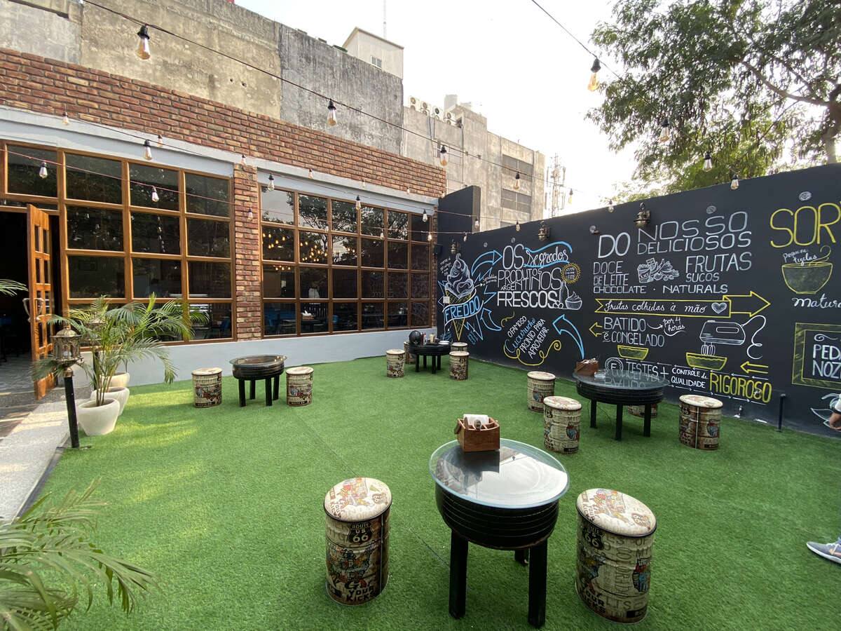Forest House Cafe, Sector 17, Dwarka, New Delhi
